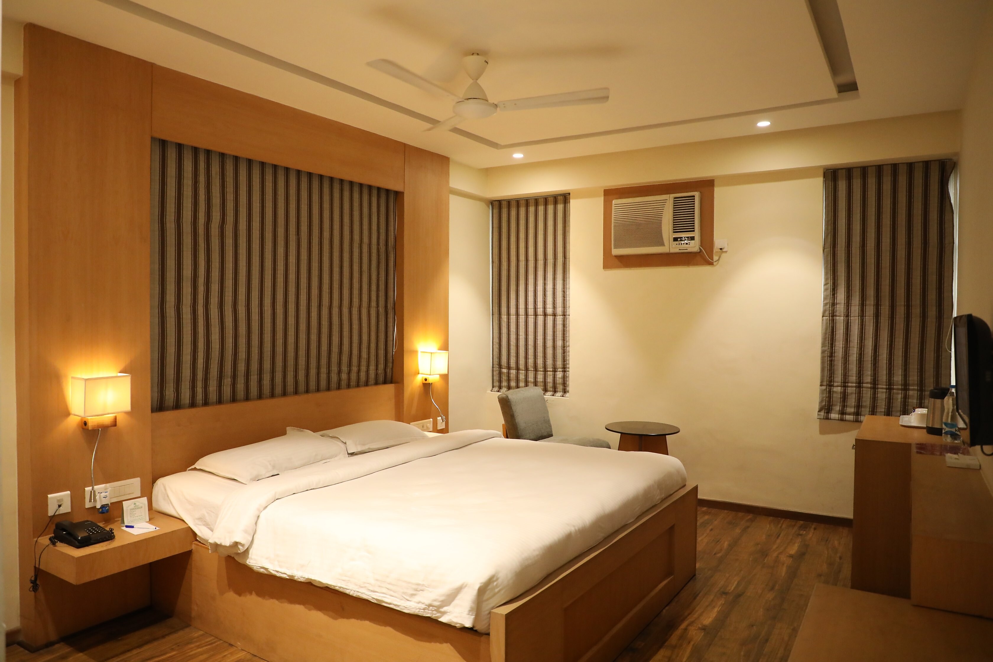The Mount Manor Chennai INR 579 OFF ( ̶2̶4̶0̶0̶ ) Hotel Price, Address ...