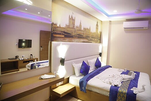 Hotel Centrum By Brijwasi, Mathura INR 490 OFF ( ̶2̶0̶0̶0̶ ) Hotel ...