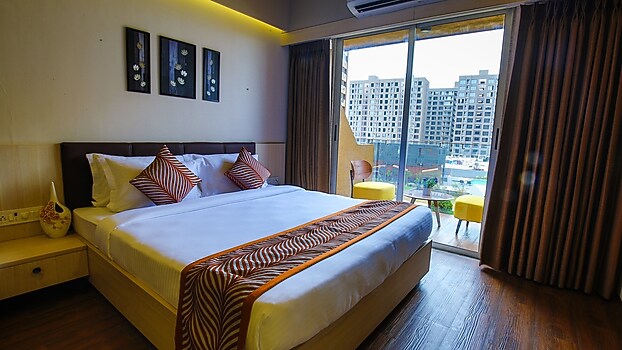 The Weekend Address, Surat INR 713 OFF ( ̶5̶9̶5̶5̶ ) Hotel Price ...