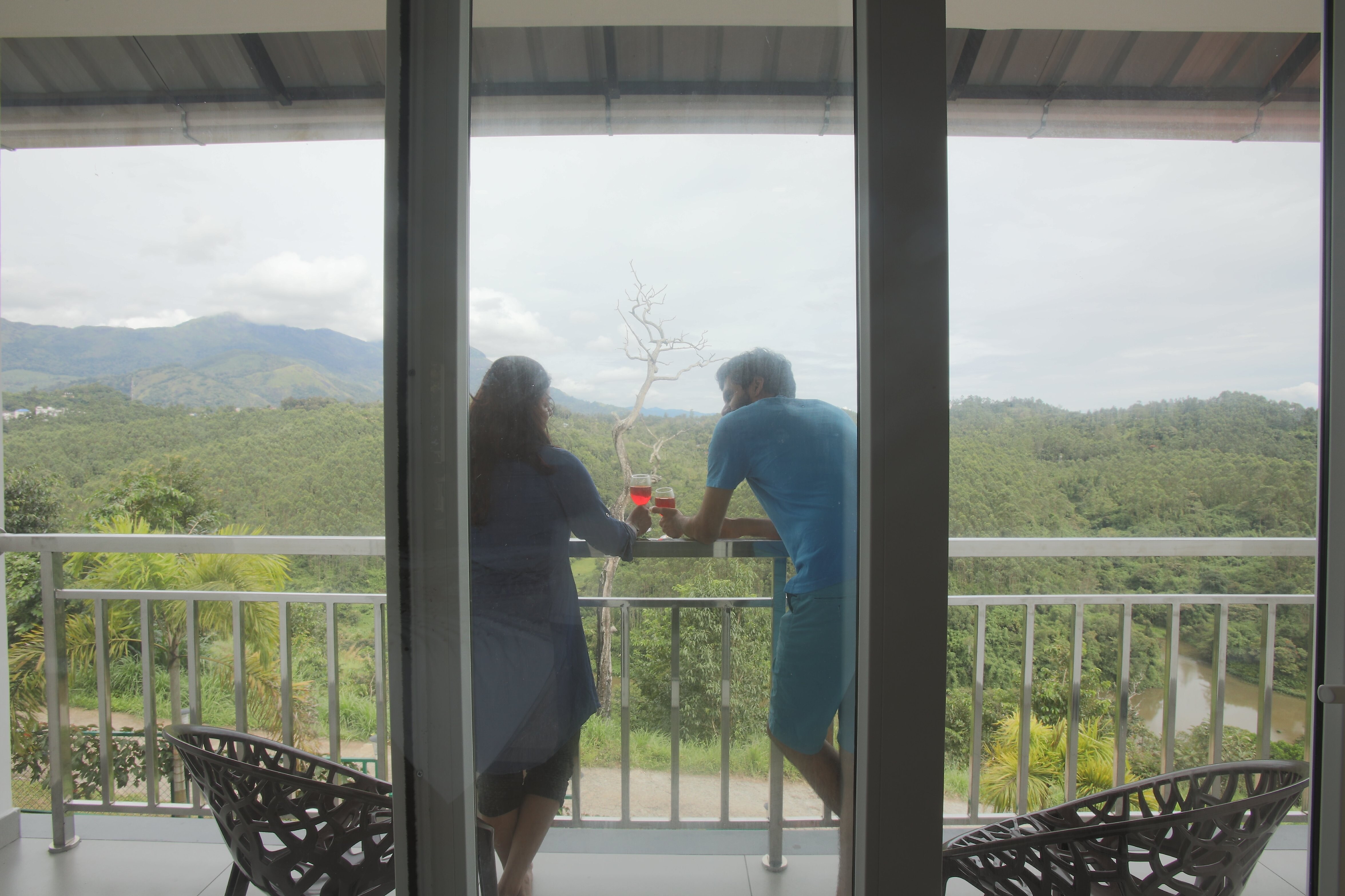 The Lake View Resort Munnar Munnar INR 610 OFF ( ̶3̶0̶0̶0̶ ) Resort ...