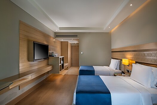 Holiday Inn Agra MG Road, Agra Hotel Price, Address & Reviews