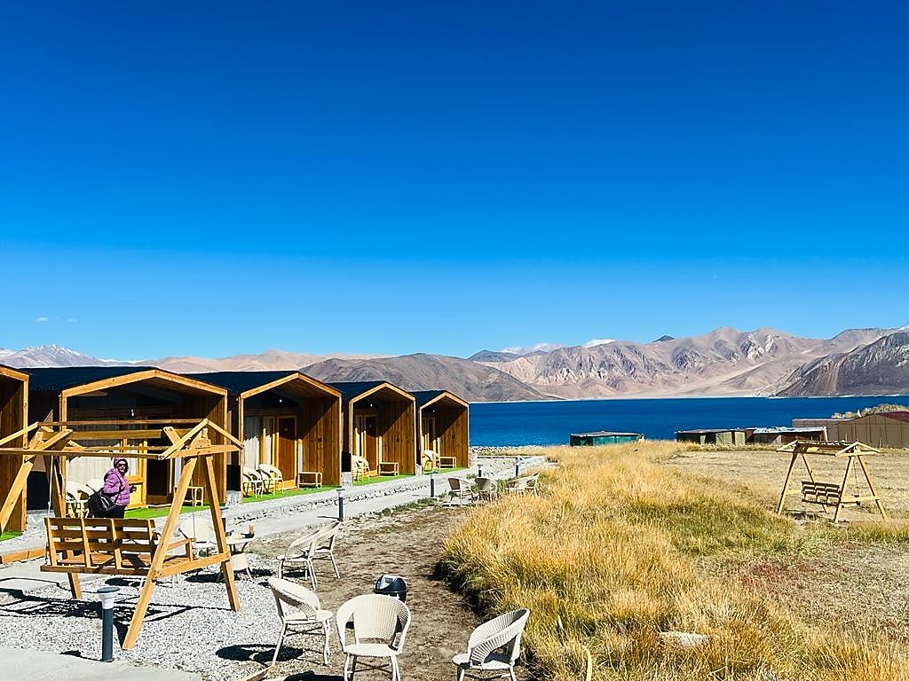 Misty Hills Cabins, Pangong 𝗕𝗢𝗢𝗞 Pangong Cottage 𝘄𝗶𝘁𝗵 𝗙𝗥𝗘𝗘 𝗖𝗮𝗻𝗰𝗲𝗹𝗹𝗮𝘁𝗶𝗼𝗻