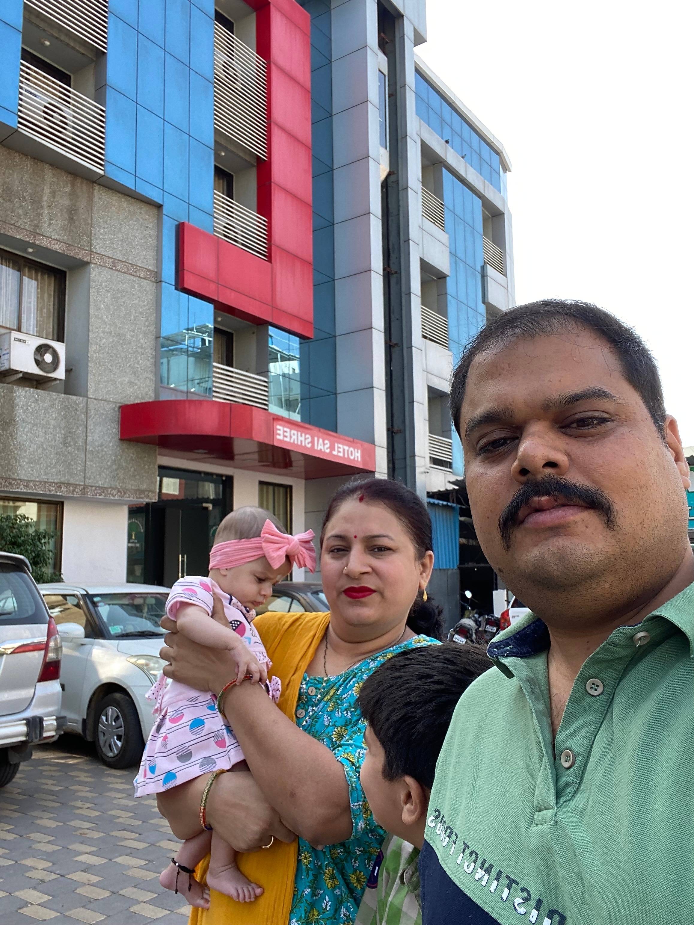 Saishree Hotel 100% Money Back 𝗕𝗢𝗢𝗞 Shirdi Hotel 𝘄𝗶𝘁𝗵 𝗙𝗥𝗘𝗘 𝗖𝗮𝗻𝗰𝗲𝗹𝗹𝗮𝘁𝗶𝗼𝗻