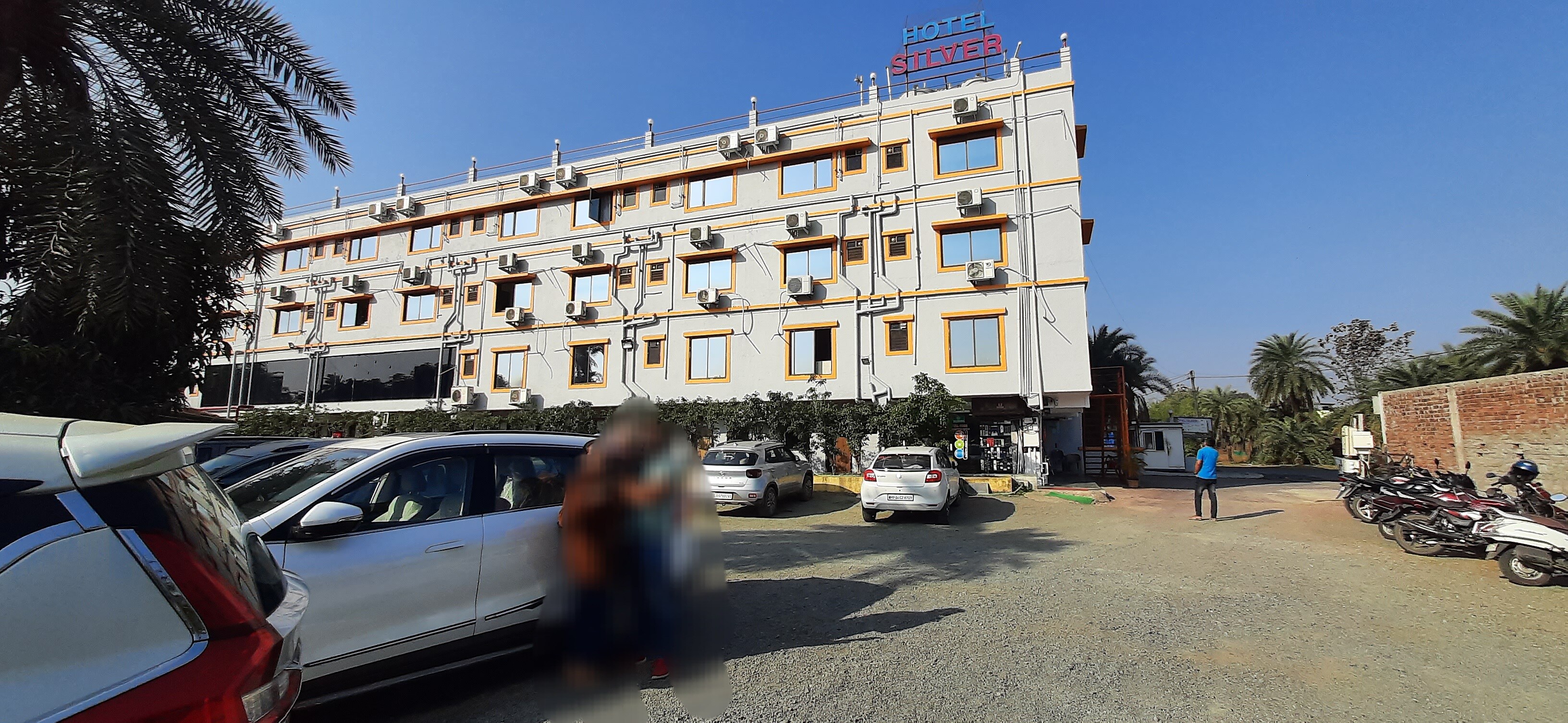 Hotel Silver Resort 100% Money Back 𝗕𝗢𝗢𝗞 Daman Hotel 𝘄𝗶𝘁𝗵 ₹𝟬 𝗣𝗔𝗬𝗠𝗘𝗡𝗧