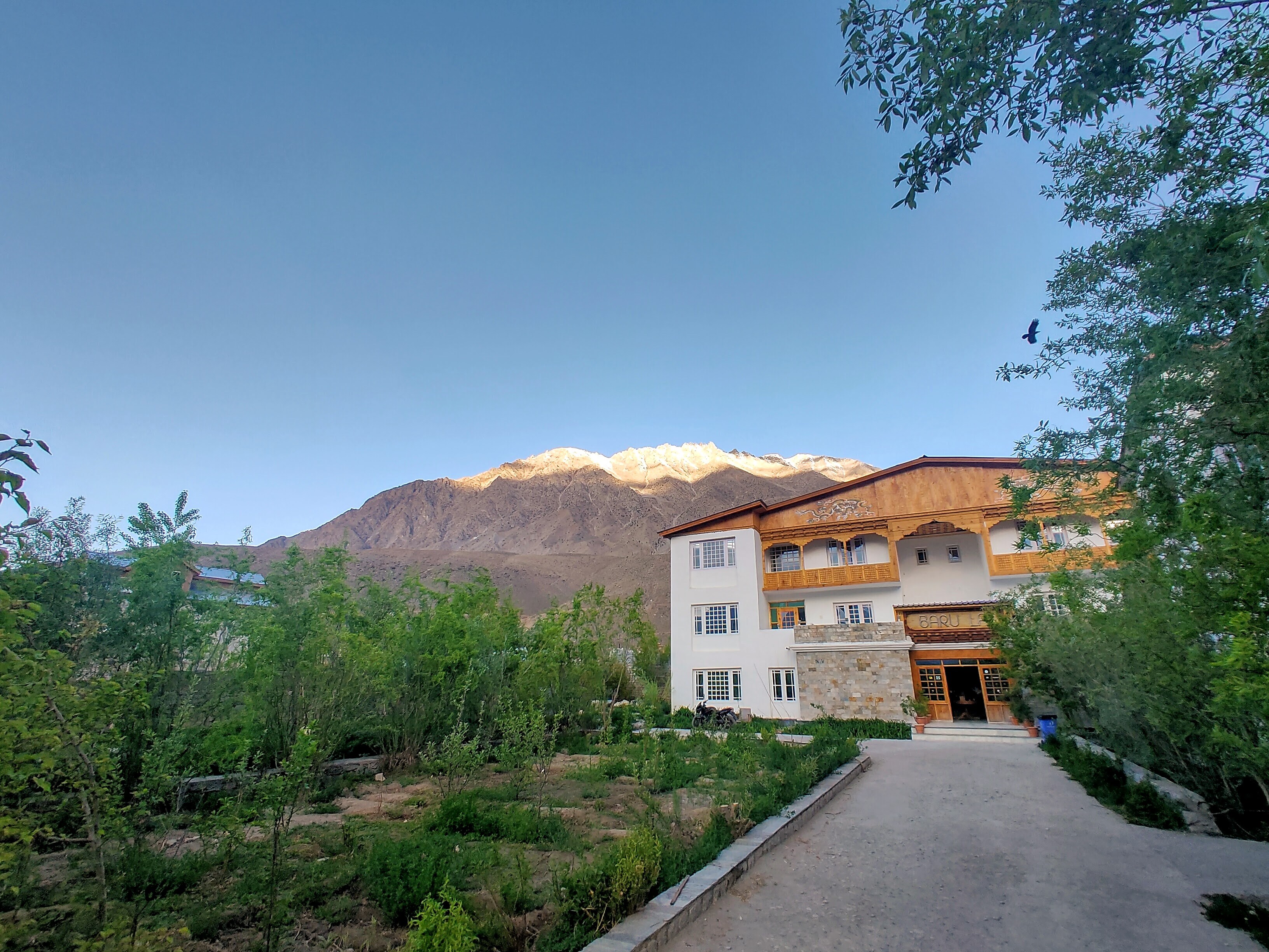 Barula Hotel 𝗕𝗢𝗢𝗞 Kargil Hotel 𝘄𝗶𝘁𝗵 𝗙𝗥𝗘𝗘 𝗖𝗮𝗻𝗰𝗲𝗹𝗹𝗮𝘁𝗶𝗼𝗻