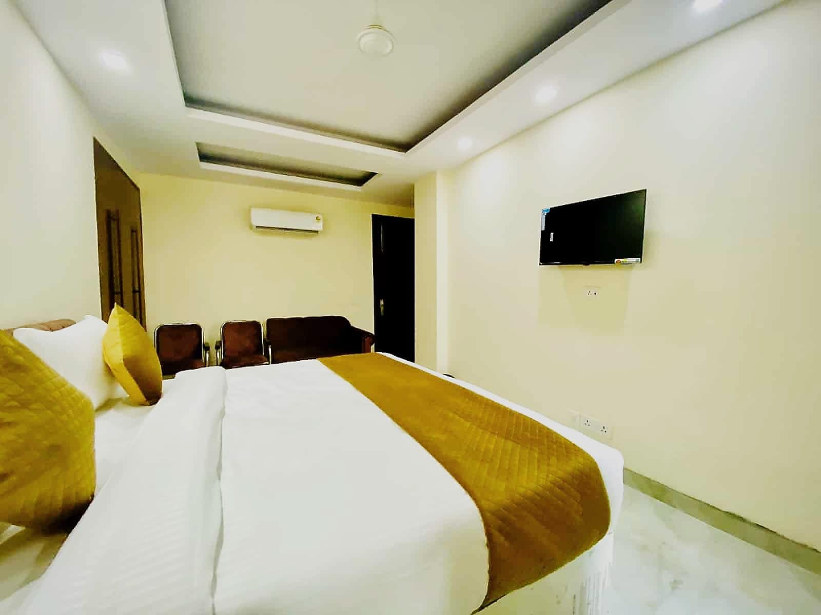 The Grand JPM 𝗕𝗢𝗢𝗞 Delhi BnB 𝘄𝗶𝘁𝗵 ₹𝟬 𝗣𝗔𝗬𝗠𝗘𝗡𝗧