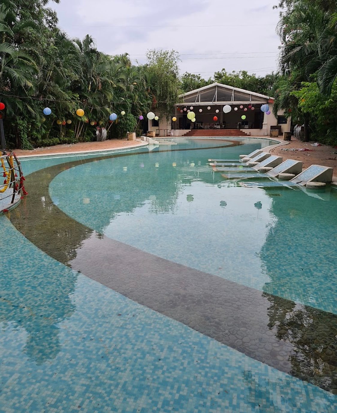 Oh Biz Executive-Leonia Holistic Destination 𝗕𝗢𝗢𝗞 Hyderabad Hotel 𝘄𝗶𝘁𝗵 ...