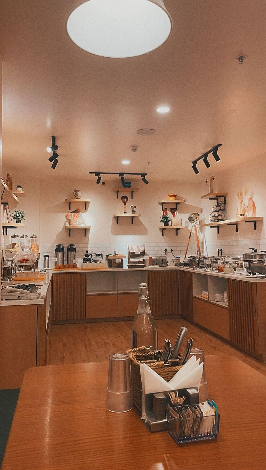 Bloom Hotel HSR Layout Sec 6 𝗕𝗢𝗢𝗞 Bangalore Hotel 𝘄𝗶𝘁𝗵 𝗙𝗥𝗘𝗘 𝗖𝗮𝗻𝗰𝗲𝗹𝗹𝗮𝘁𝗶𝗼𝗻