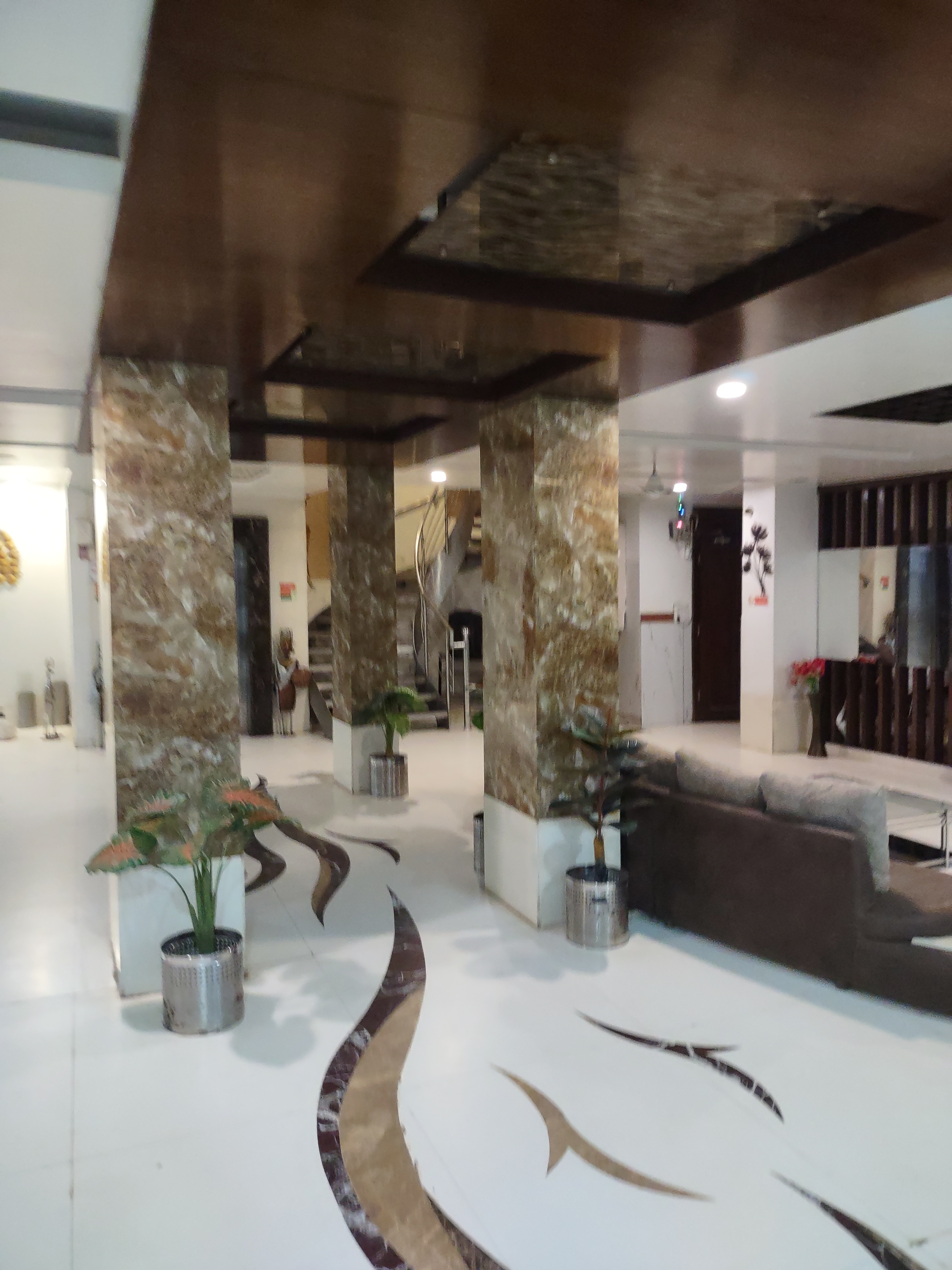 Hotel Sun International 100% Money Back | Delhi Hotel BOOK @ ₹1