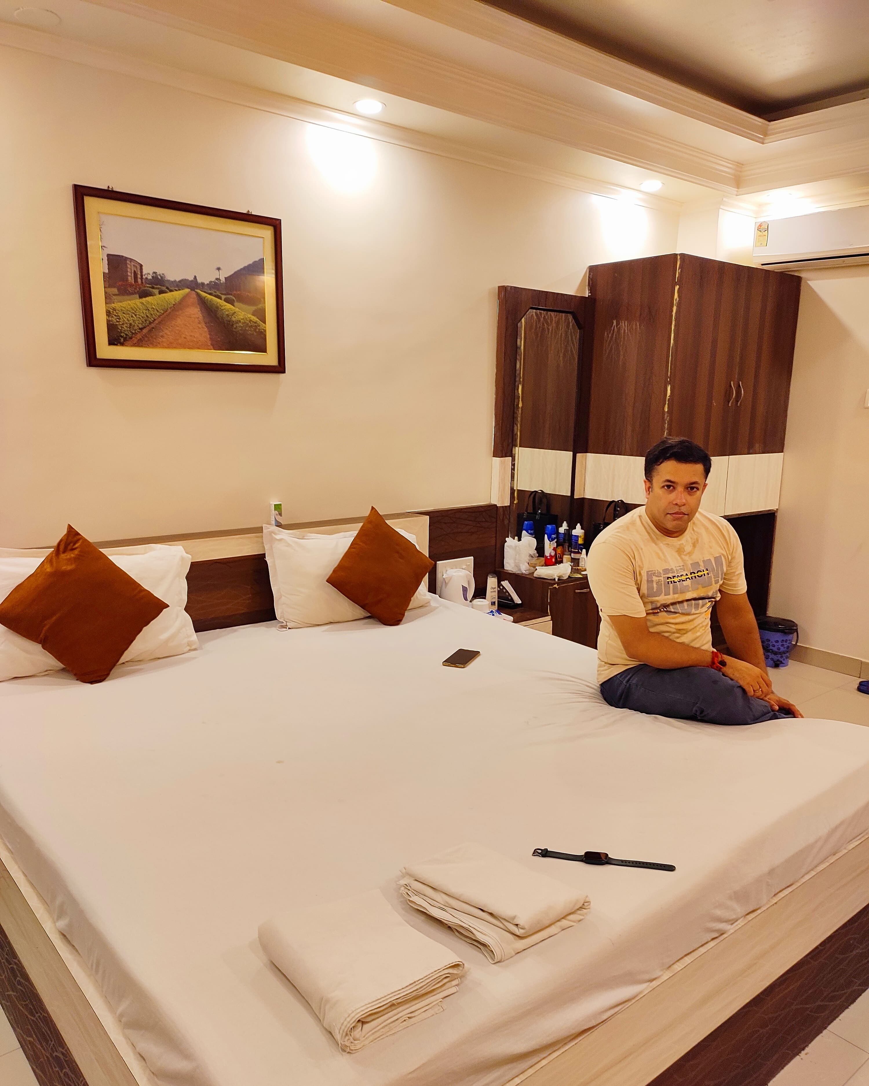 Hotel Gitanjali 𝗕𝗢𝗢𝗞 Malda Hotel 𝘄𝗶𝘁𝗵 𝗙𝗥𝗘𝗘 𝗖𝗮𝗻𝗰𝗲𝗹𝗹𝗮𝘁𝗶𝗼𝗻