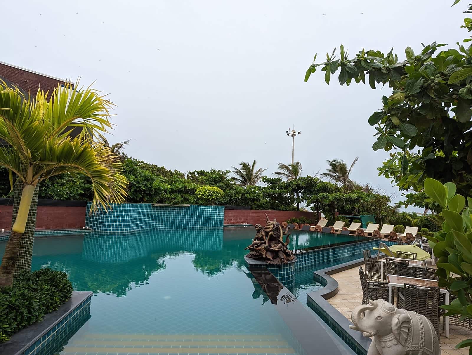 Mayfair Heritage | Puri Resort BOOK @ ₹1