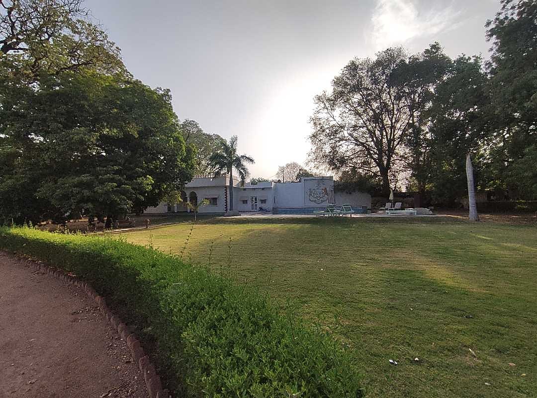 Bijay Niwas Palace, Bijaynagar 𝗕𝗢𝗢𝗞 Bijainagar Hotel 𝘄𝗶𝘁𝗵 𝗙𝗥𝗘𝗘 𝗖𝗮𝗻𝗰𝗲𝗹𝗹𝗮𝘁𝗶𝗼𝗻