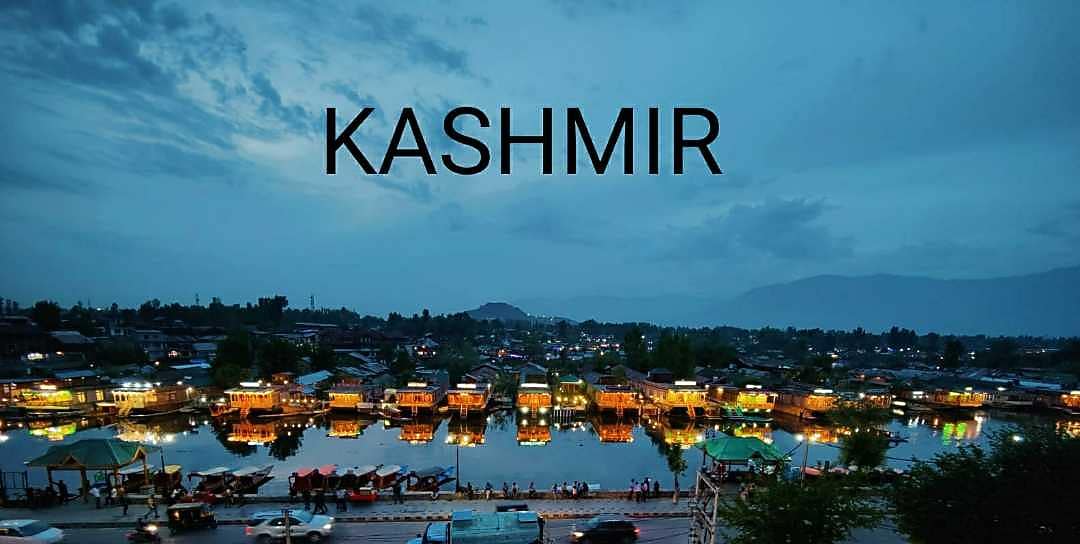 Mannat Resorts Srinagar 𝗕𝗢𝗢𝗞 Srinagar Hotel 𝘄𝗶𝘁𝗵 ₹𝟬 𝗣𝗔𝗬𝗠𝗘𝗡𝗧