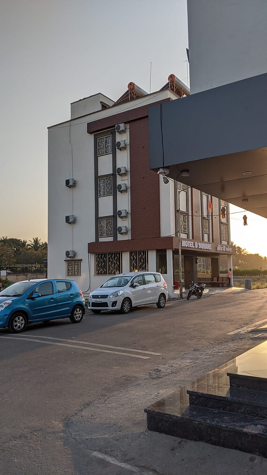 Hotel D Square 𝗕𝗢𝗢𝗞 Shirdi Hotel 𝘄𝗶𝘁𝗵 𝗙𝗥𝗘𝗘 𝗖𝗮𝗻𝗰𝗲𝗹𝗹𝗮𝘁𝗶𝗼𝗻