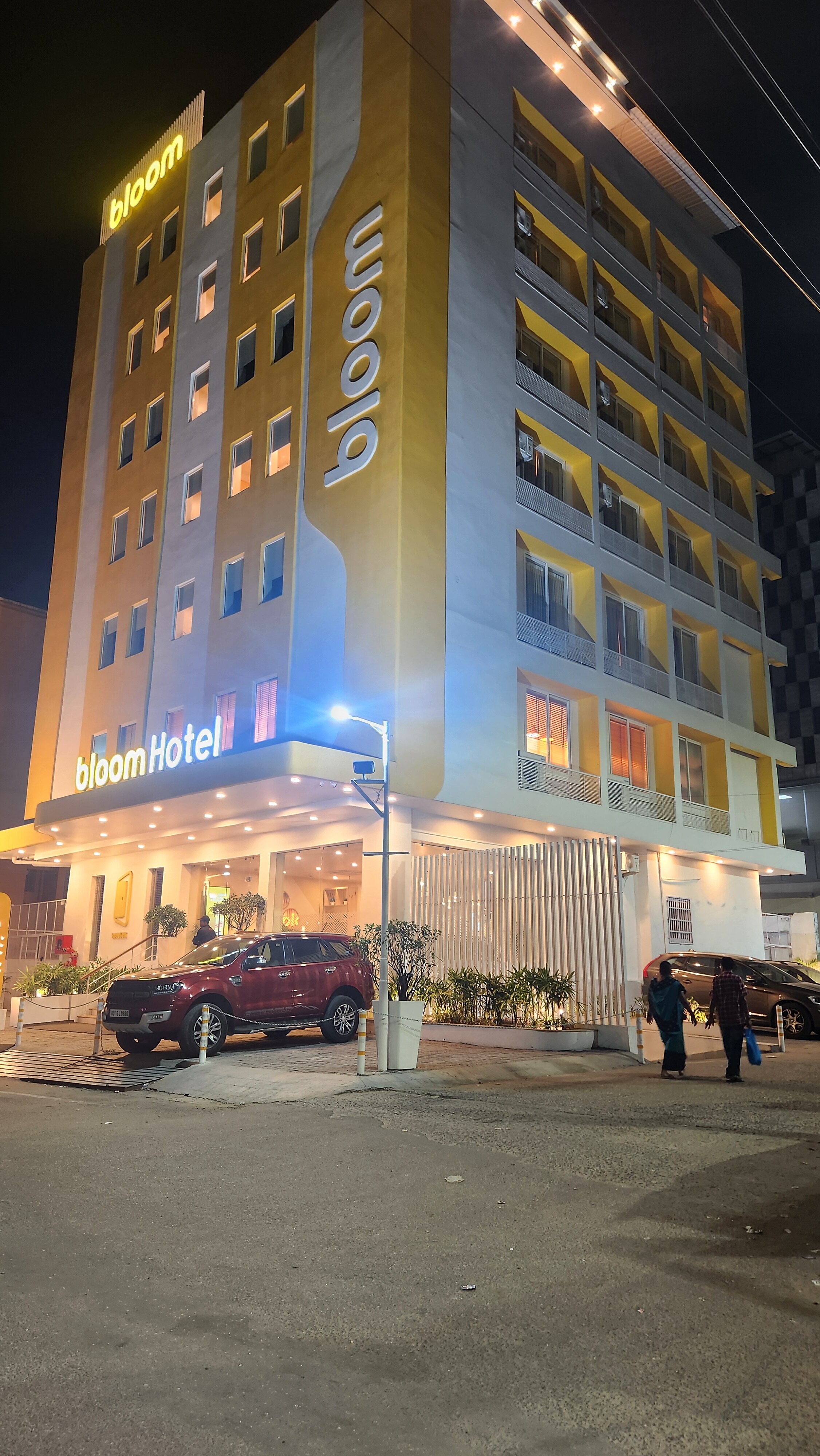 Bloom Hotel - Ranchi 𝗕𝗢𝗢𝗞 Ranchi Hotel 𝘄𝗶𝘁𝗵 𝗙𝗥𝗘𝗘 𝗖𝗮𝗻𝗰𝗲𝗹𝗹𝗮𝘁𝗶𝗼𝗻