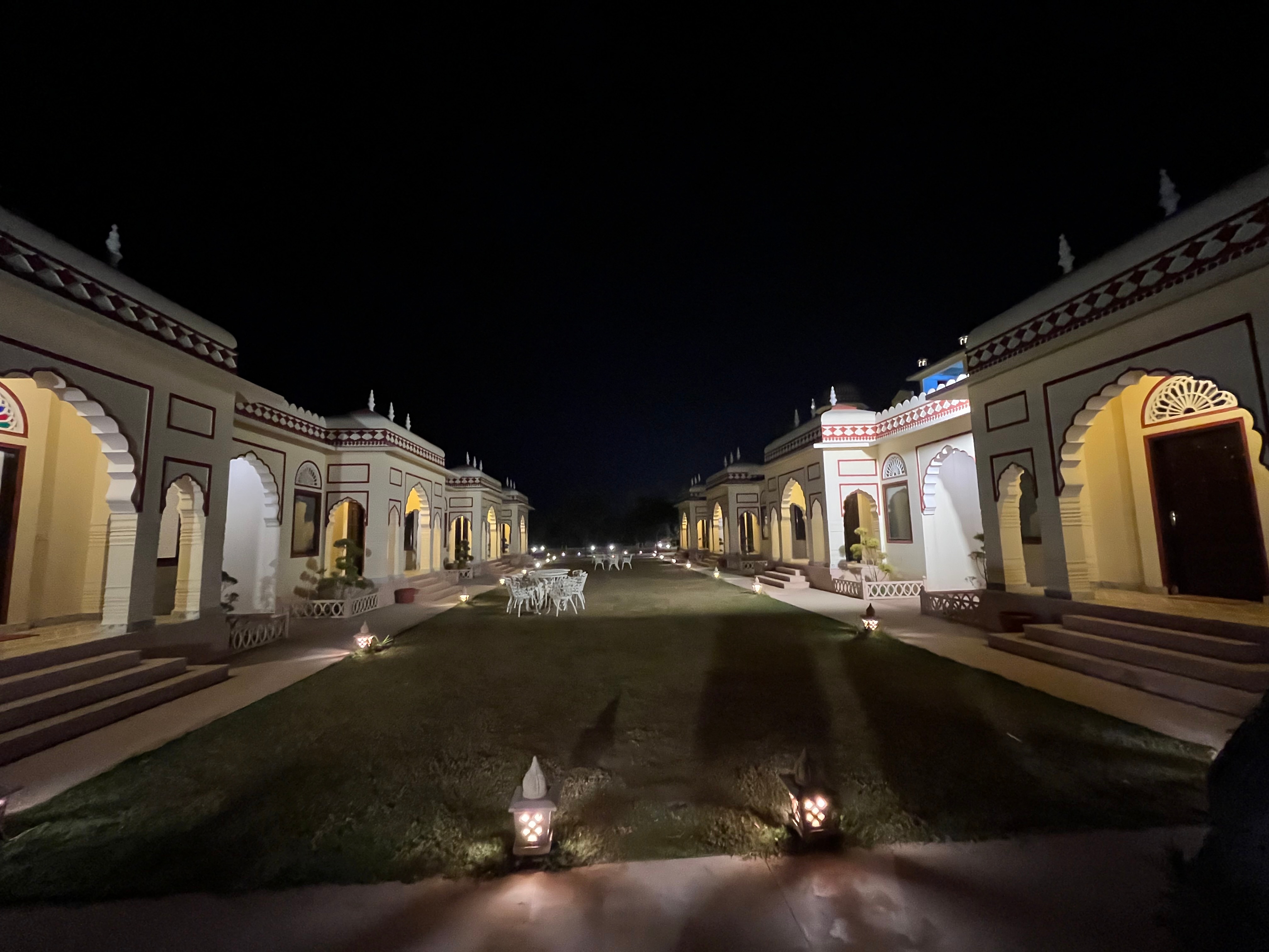 The Grand Barso (A Luxury Heritage ) | Bharatpur Palace BOOK @ ₹1