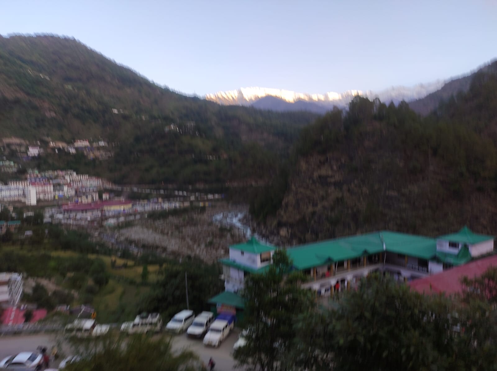 Rumkh Kedar Resort 𝗕𝗢𝗢𝗞 Kedarnath Cottage 𝘄𝗶𝘁𝗵 ₹𝟬 𝗣𝗔𝗬𝗠𝗘𝗡𝗧