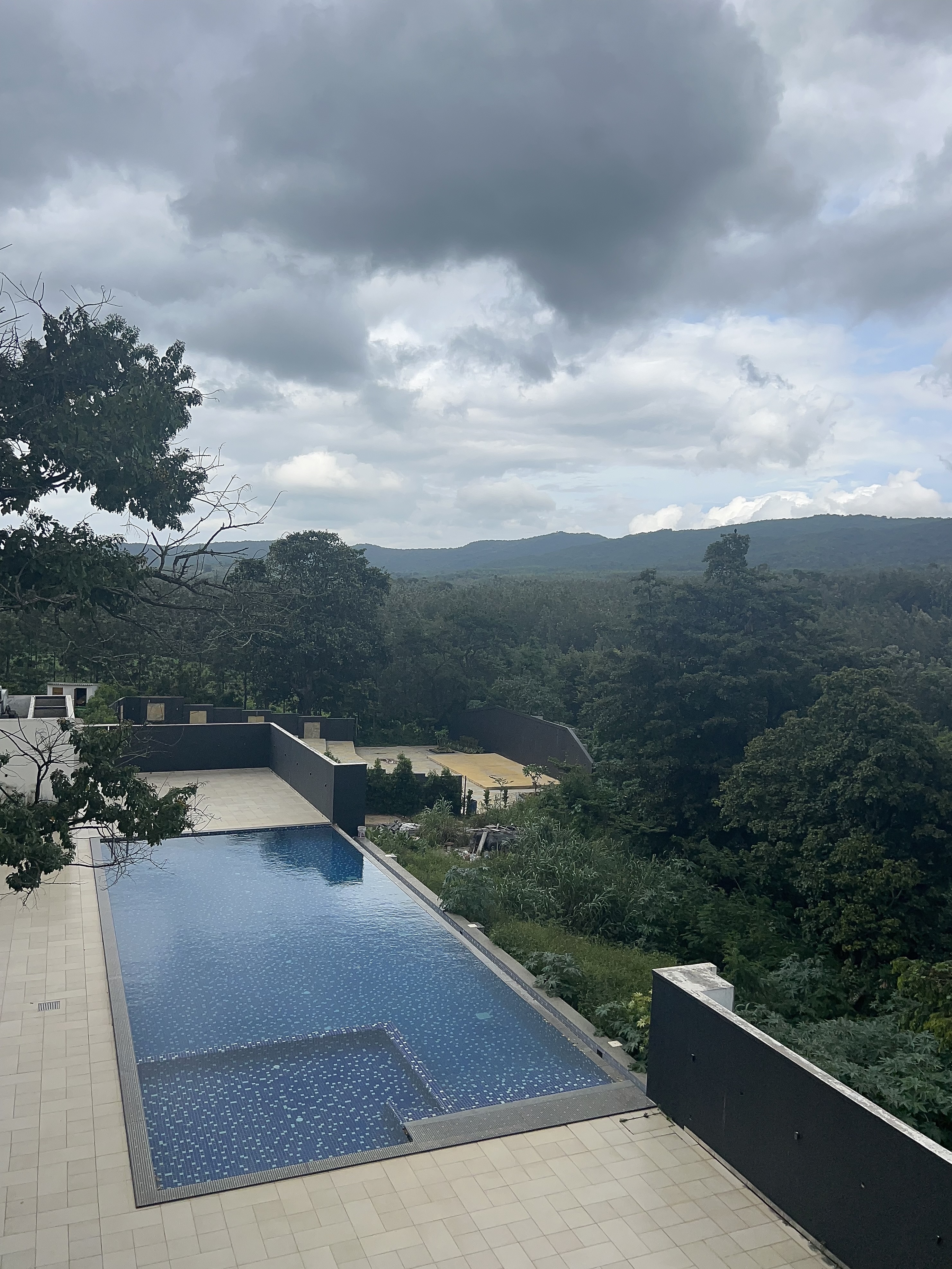 Bindiga Peak Resorts 𝗕𝗢𝗢𝗞 Chikmagalur Resort 𝘄𝗶𝘁𝗵 𝗙𝗥𝗘𝗘 𝗖𝗮𝗻𝗰𝗲𝗹𝗹𝗮𝘁𝗶𝗼𝗻