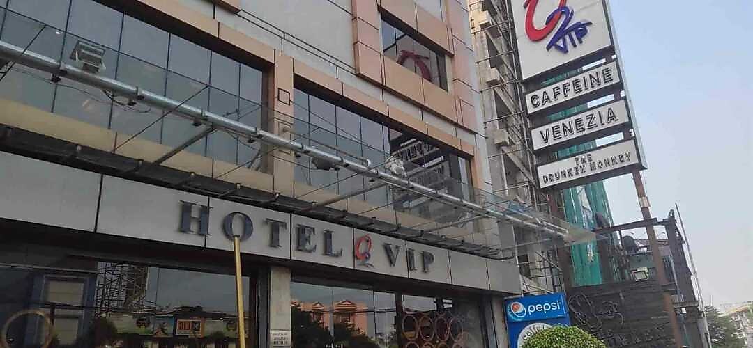 Hotel O2 VIP 𝗕𝗢𝗢𝗞 Kolkata Hotel 𝘄𝗶𝘁𝗵 𝗙𝗥𝗘𝗘 𝗖𝗮𝗻𝗰𝗲𝗹𝗹𝗮𝘁𝗶𝗼𝗻
