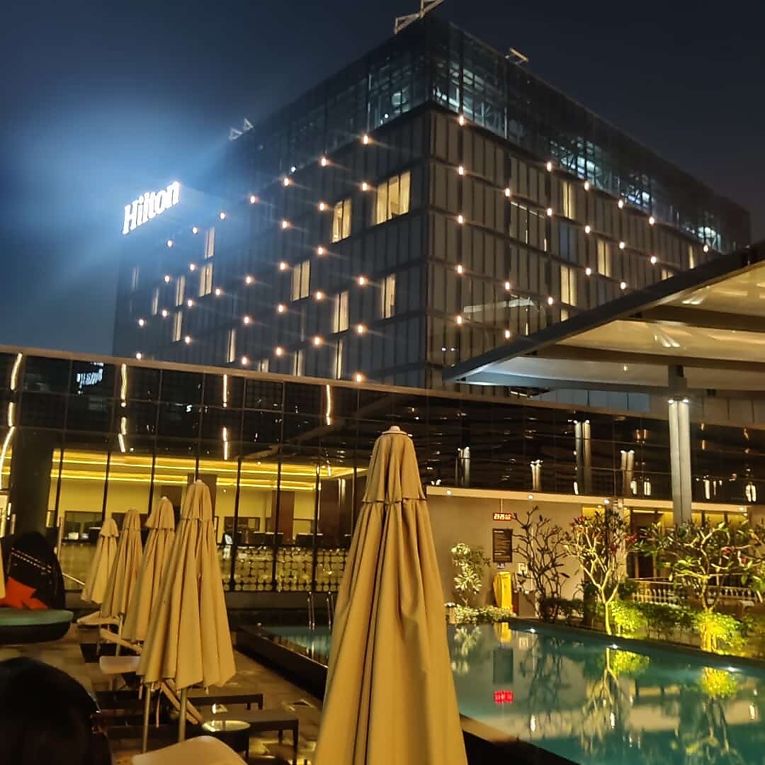 Hilton Bengaluru Embassy Manyata Business Park 𝗕𝗢𝗢𝗞 Bangalore Hotel ...