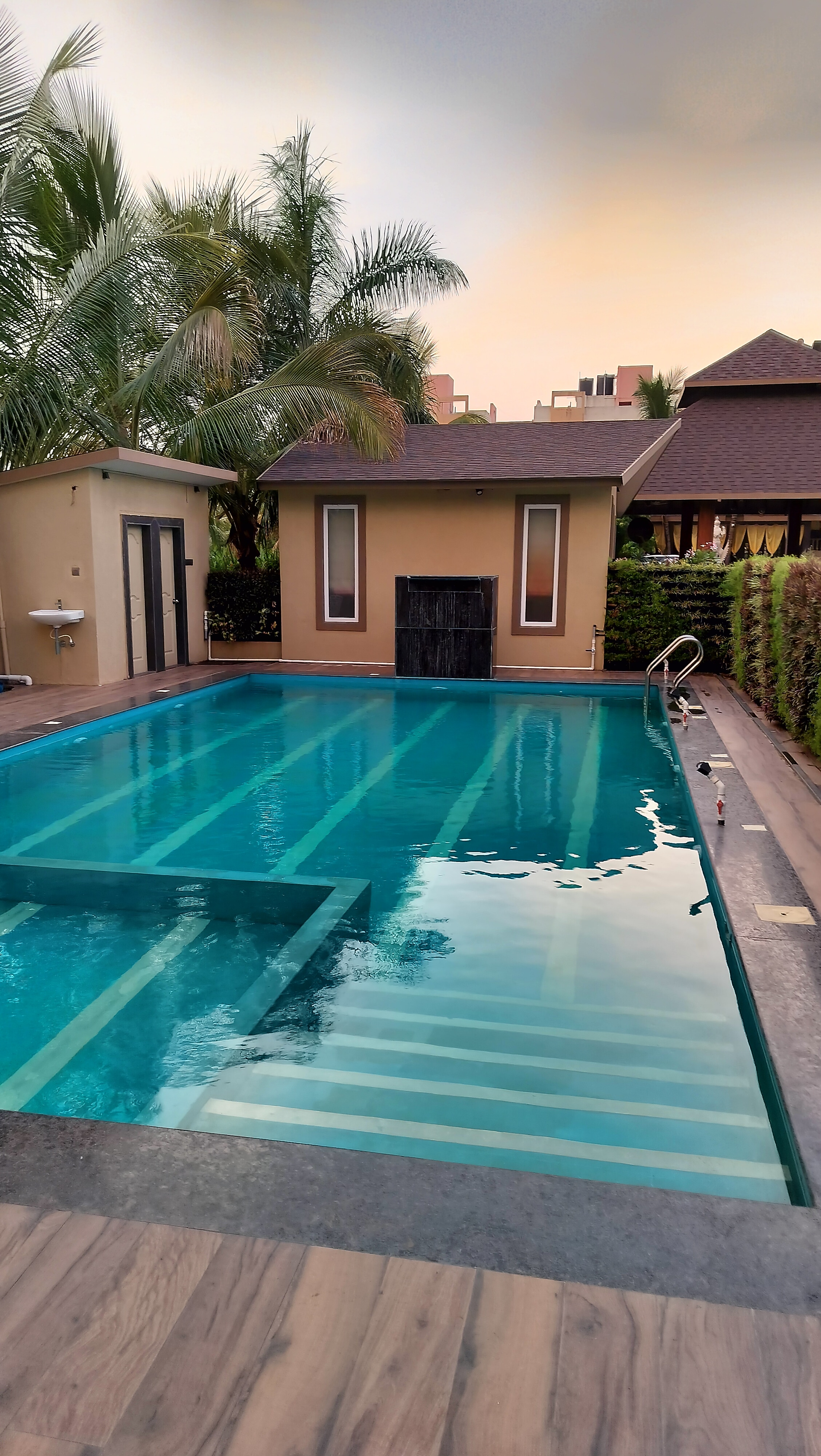 Gandharv Resorts 𝗕𝗢𝗢𝗞 Wai Resort 𝘄𝗶𝘁𝗵 𝗙𝗥𝗘𝗘 𝗖𝗮𝗻𝗰𝗲𝗹𝗹𝗮𝘁𝗶𝗼𝗻