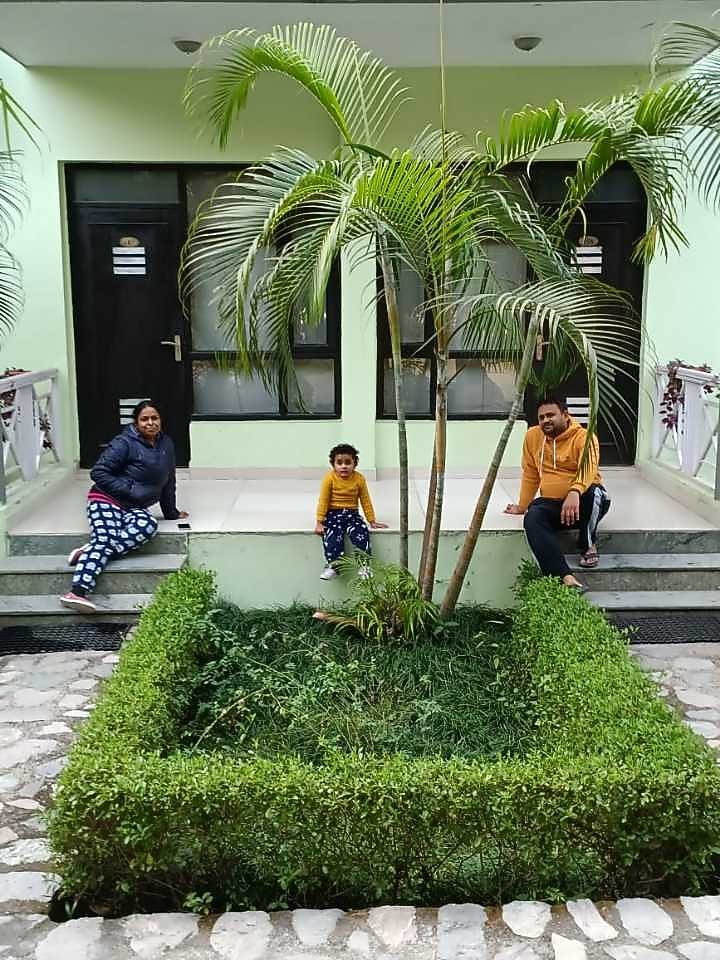 The Pine Oak Resort 𝗕𝗢𝗢𝗞 Bhimtal Resort 𝘄𝗶𝘁𝗵 𝗙𝗥𝗘𝗘 𝗖𝗮𝗻𝗰𝗲𝗹𝗹𝗮𝘁𝗶𝗼𝗻
