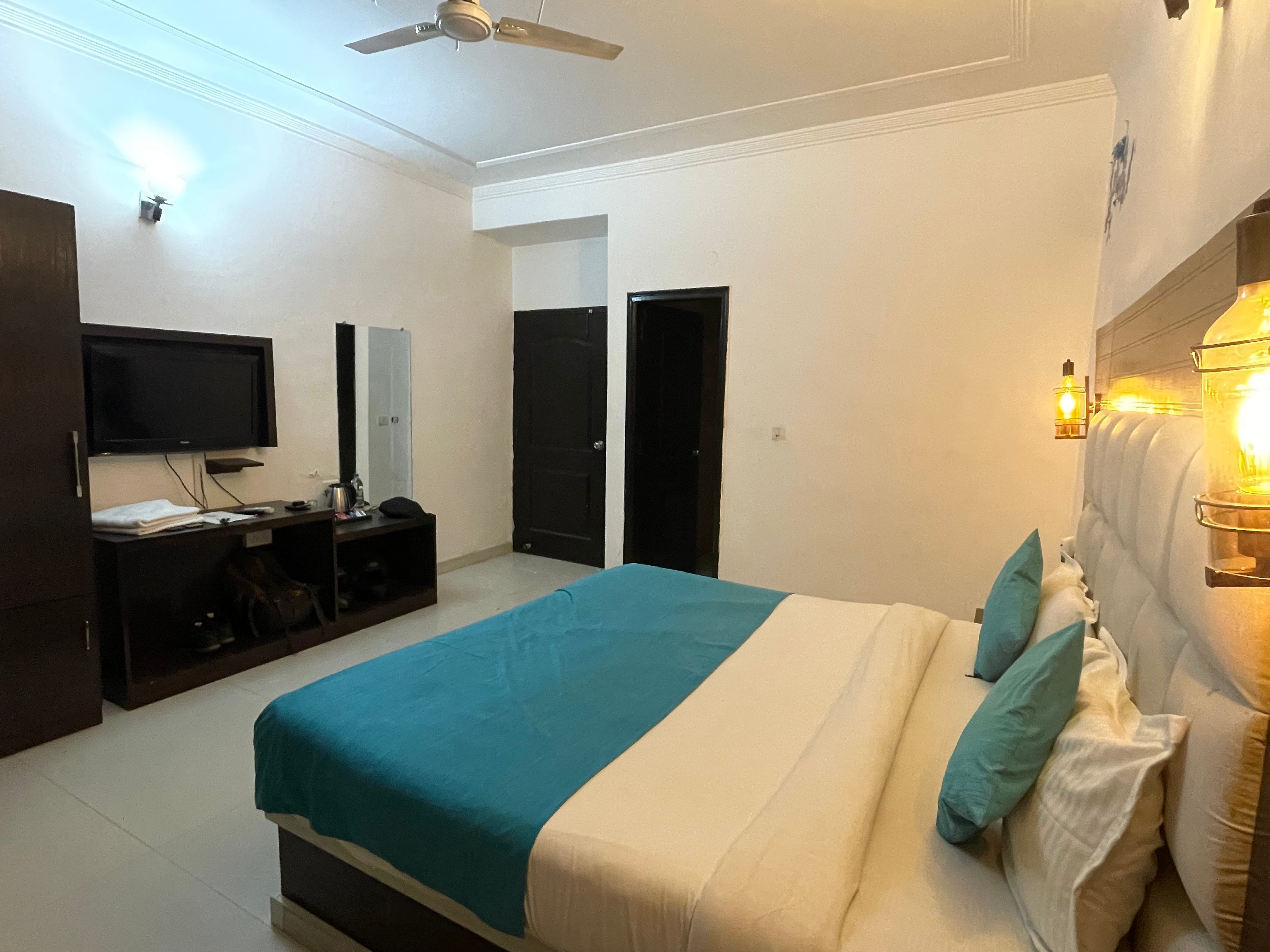 HOTEL RISHIKESH INN 𝗕𝗢𝗢𝗞 Rishikesh Hotel 𝘄𝗶𝘁𝗵 𝗙𝗥𝗘𝗘 𝗖𝗮𝗻𝗰𝗲𝗹𝗹𝗮𝘁𝗶𝗼𝗻