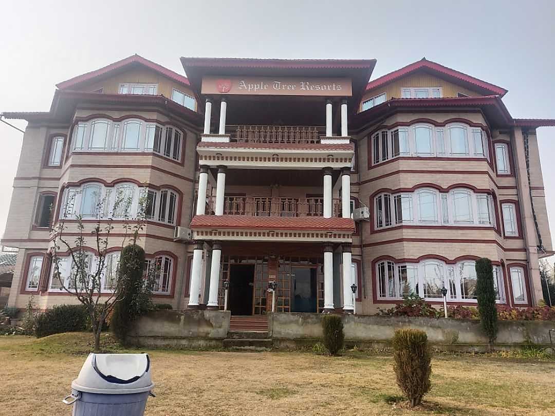 Apple Tree Resorts Best Rates on Gulmarg Hotel Deals, Reviews & Photos