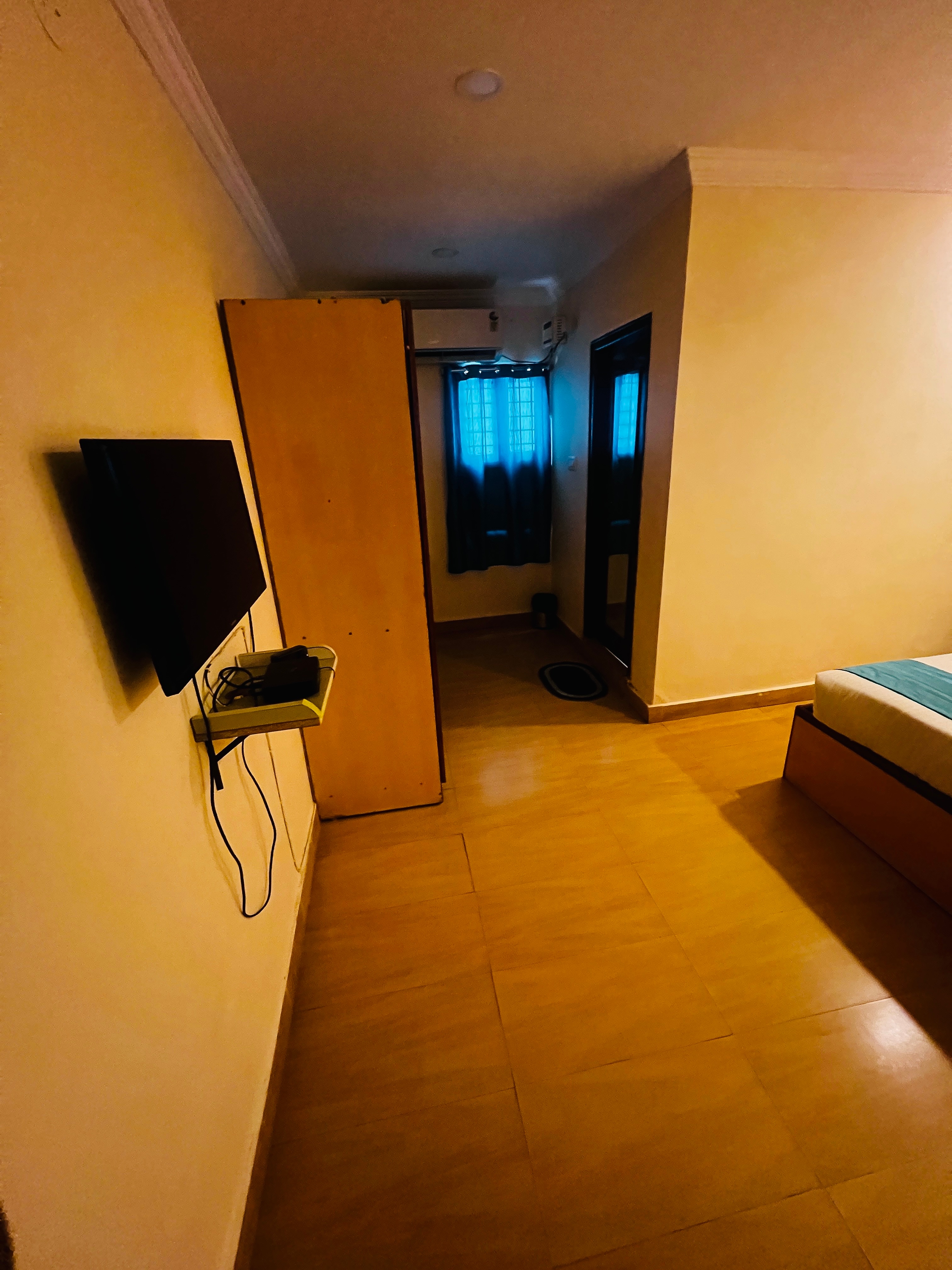 Townside Hi-Tech Madhapur Apartment | Room & Caretaker 𝗕𝗢𝗢𝗞 Hyderabad Apart-hotel 𝘄𝗶𝘁𝗵 𝗙𝗥𝗘𝗘 ...