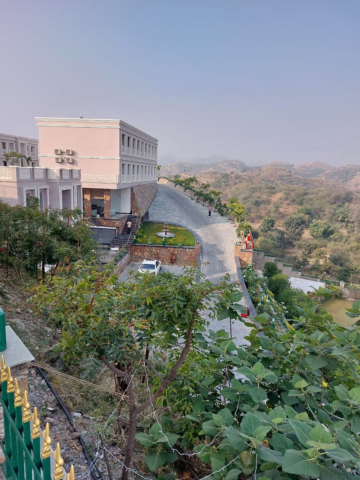 Tree of Life Vantara Resort and Spa Udaipur 𝗕𝗢𝗢𝗞 Udaipur Hotel 𝘄𝗶𝘁𝗵 ...