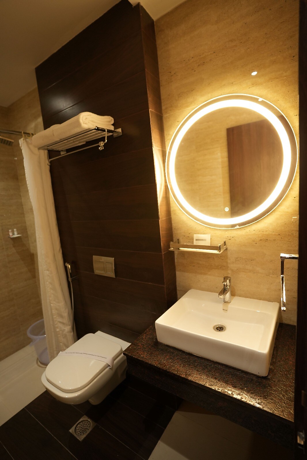 SRI AMBAL RESIDENCY 𝗕𝗢𝗢𝗞 Virudunagar Hotel 𝘄𝗶𝘁𝗵 𝗙𝗥𝗘𝗘 𝗖𝗮𝗻𝗰𝗲𝗹𝗹𝗮𝘁𝗶𝗼𝗻