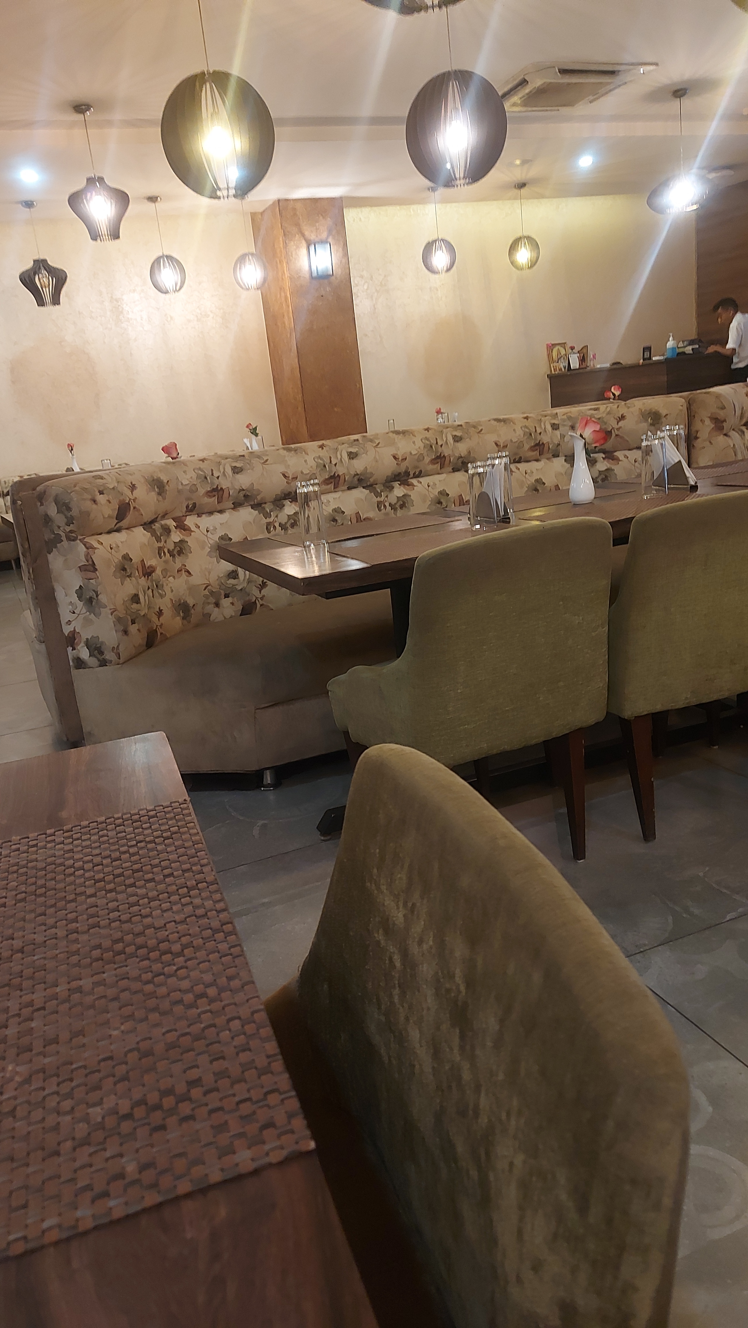 Aloha City Stay Raipur 100% Money Back 𝗕𝗢𝗢𝗞 Raipur, Chhattisgarh Hotel ...