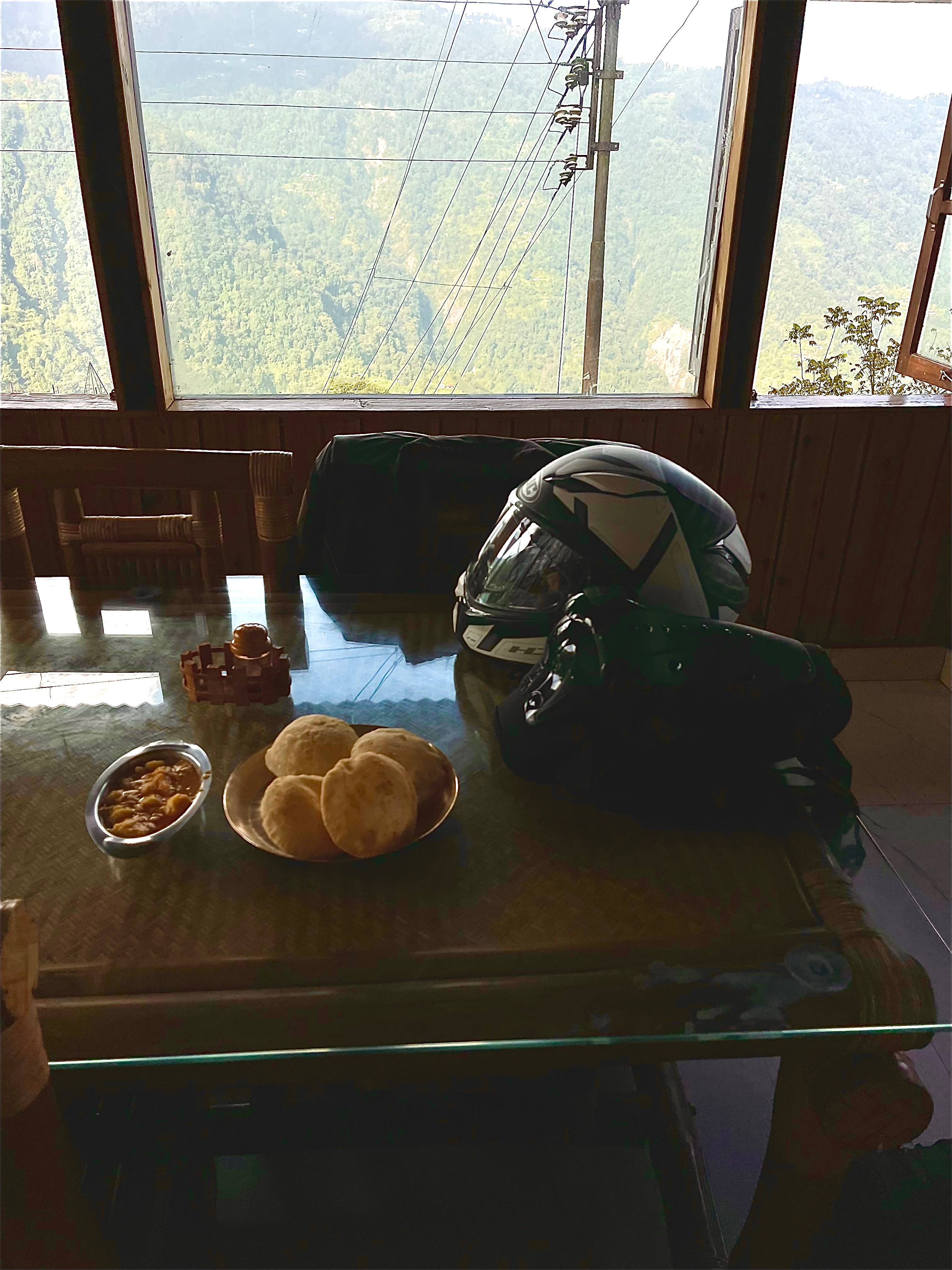 Yes Homes - Pinewood resort Best Rates on Lava Hotel Deals, Reviews ...