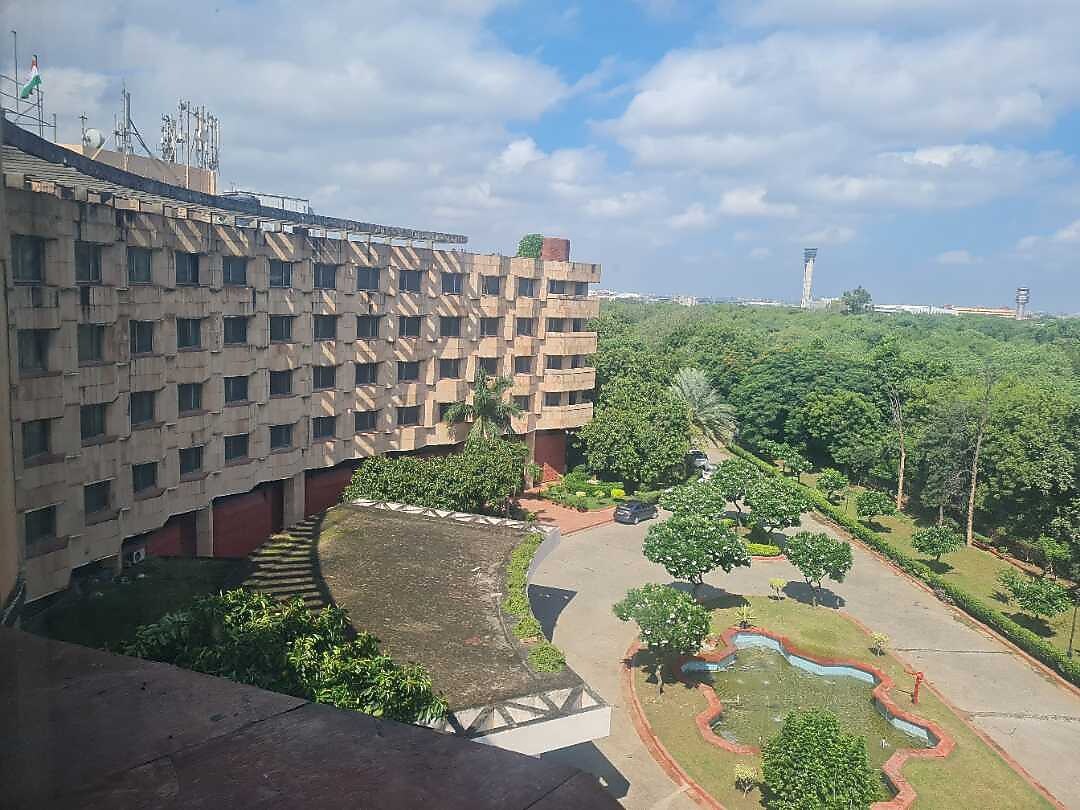 Centaur Hotel 𝗕𝗢𝗢𝗞 Delhi Hotel 𝘄𝗶𝘁𝗵 ₹𝟬 𝗣𝗔𝗬𝗠𝗘𝗡𝗧