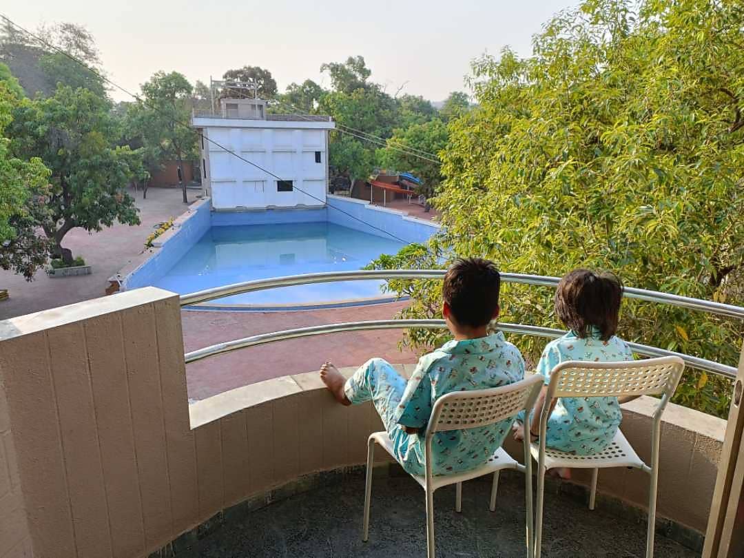 Aron Resort Lonavala Near Old Mumbai Pune Highway 𝗕𝗢𝗢𝗞 Lonavala Resort ...