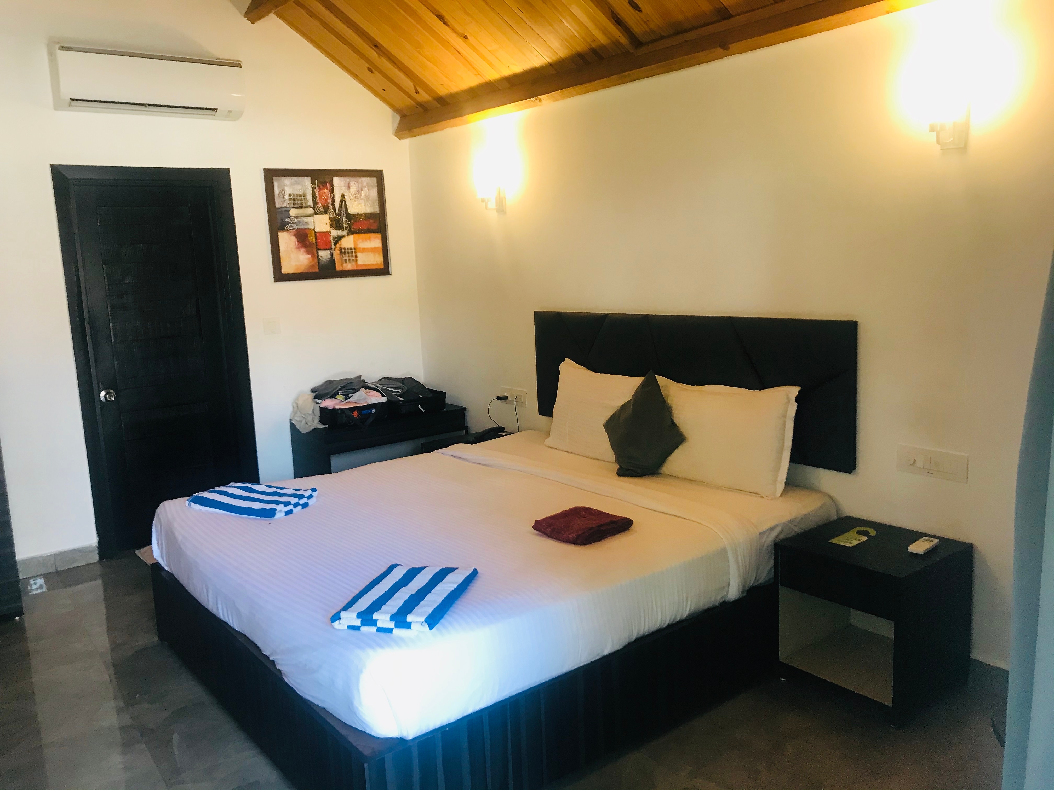 White Woods Resort & Spa 𝗕𝗢𝗢𝗞 Goa Resort 𝘄𝗶𝘁𝗵 𝗙𝗥𝗘𝗘 𝗖𝗮𝗻𝗰𝗲𝗹𝗹𝗮𝘁𝗶𝗼𝗻