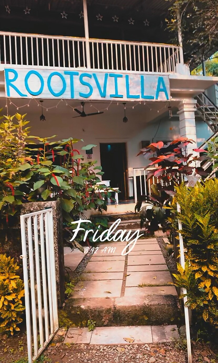 Rootsvilla Vagator- Longstays and coworking Hostel 𝗕𝗢𝗢𝗞 Goa Hostel 𝘄𝗶𝘁𝗵 ...