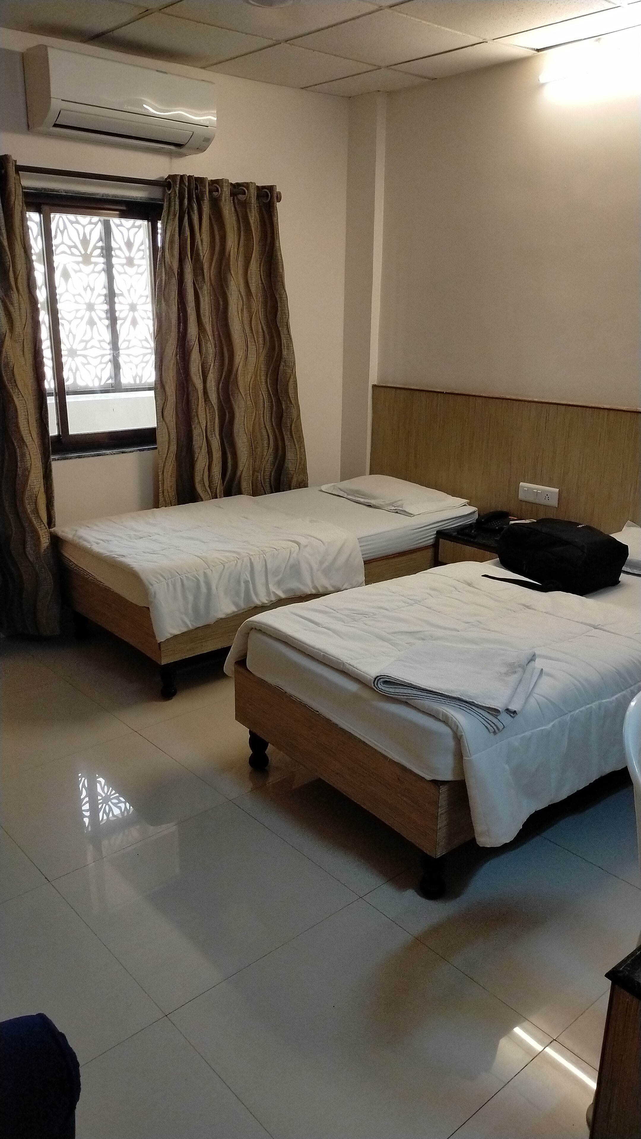 HOTEL NIRAJ INTERNATIONAL 𝗕𝗢𝗢𝗞 Parbhani Hotel 𝘄𝗶𝘁𝗵 𝗙𝗥𝗘𝗘 𝗖𝗮𝗻𝗰𝗲𝗹𝗹𝗮𝘁𝗶𝗼𝗻