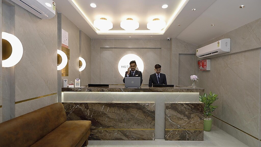 Hotel Ariana Residency, Mumbai 𝗕𝗢𝗢𝗞 Mumbai Hotel 𝘄𝗶𝘁𝗵 𝗙𝗥𝗘𝗘 𝗖𝗮𝗻𝗰𝗲𝗹𝗹𝗮𝘁𝗶𝗼𝗻