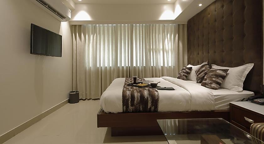 Hotel Ariana Residency, Mumbai 𝗕𝗢𝗢𝗞 Mumbai Hotel 𝘄𝗶𝘁𝗵 ₹𝟬 𝗣𝗔𝗬𝗠𝗘𝗡𝗧