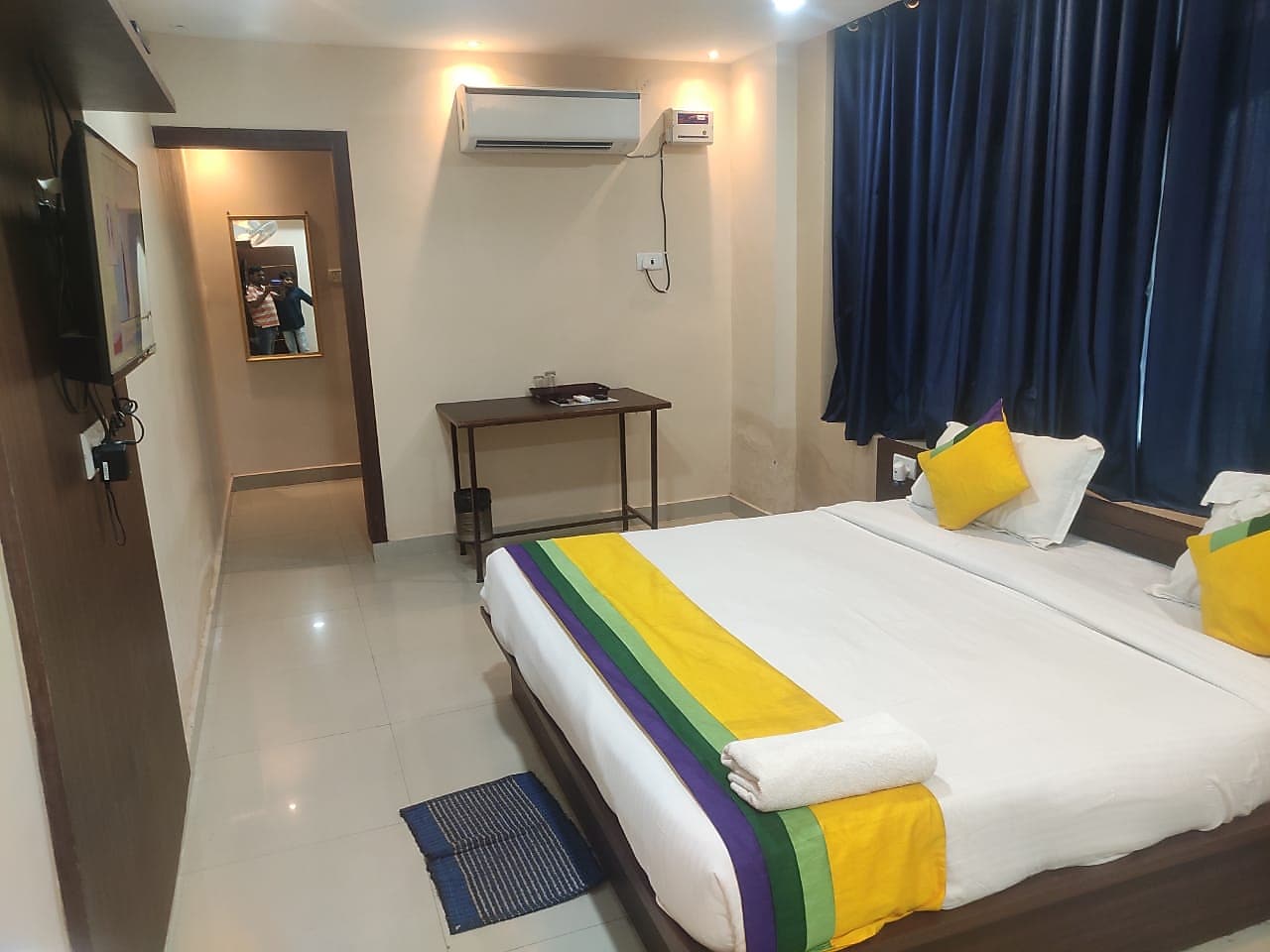 Itsy Hotels Kashi Grand, BHU 𝗕𝗢𝗢𝗞 Varanasi Hotel 𝘄𝗶𝘁𝗵 𝗙𝗥𝗘𝗘 𝗖𝗮𝗻𝗰𝗲𝗹𝗹𝗮𝘁𝗶𝗼𝗻
