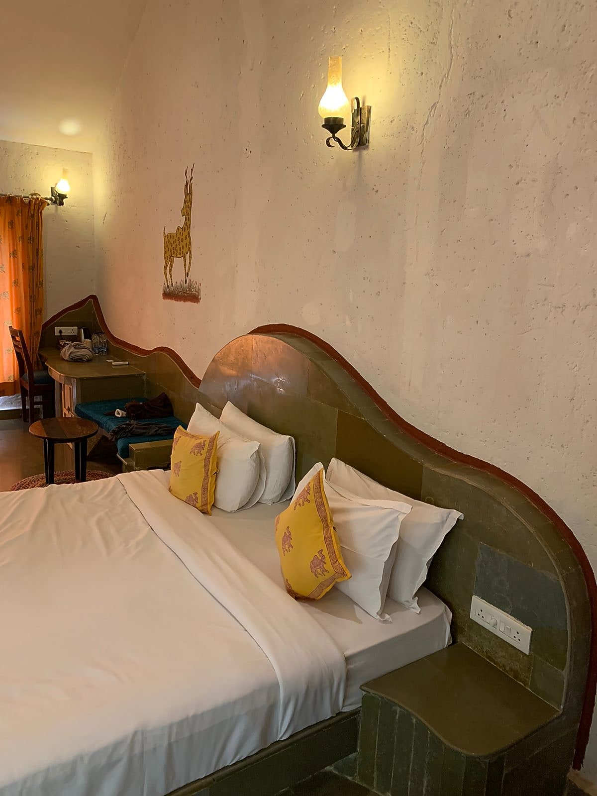 The Earth At Ranthambore 𝗕𝗢𝗢𝗞 Sawai Madhopur Resort 𝘄𝗶𝘁𝗵 𝗙𝗥𝗘𝗘 𝗖𝗮𝗻𝗰𝗲𝗹𝗹𝗮𝘁𝗶𝗼𝗻