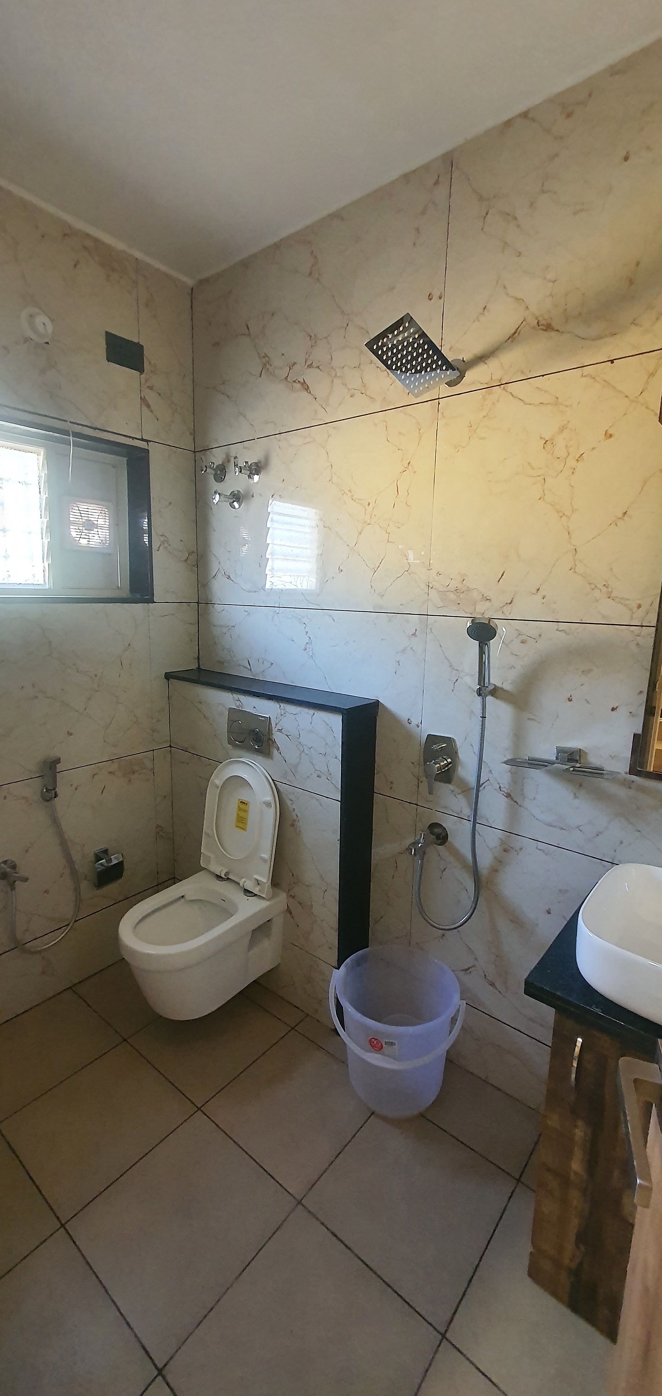 The Chances Inn 𝗕𝗢𝗢𝗞 Hospet Hotel 𝘄𝗶𝘁𝗵 𝗙𝗥𝗘𝗘 𝗖𝗮𝗻𝗰𝗲𝗹𝗹𝗮𝘁𝗶𝗼𝗻