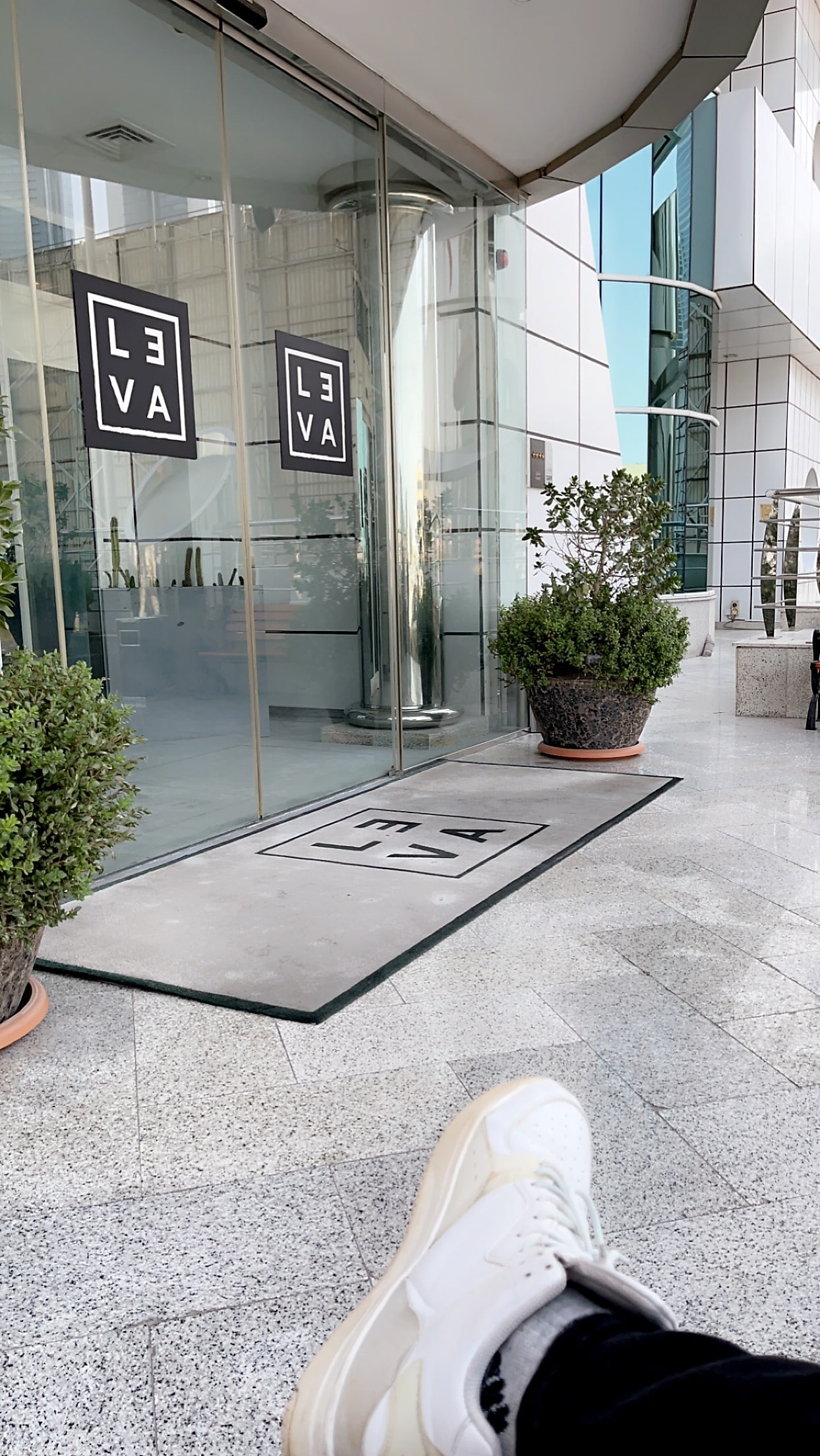 LEVA Hotel and Suites Opposite Downtown 𝗕𝗢𝗢𝗞 Dubai Hotel 𝘄𝗶𝘁𝗵 𝗙𝗥𝗘𝗘 ...