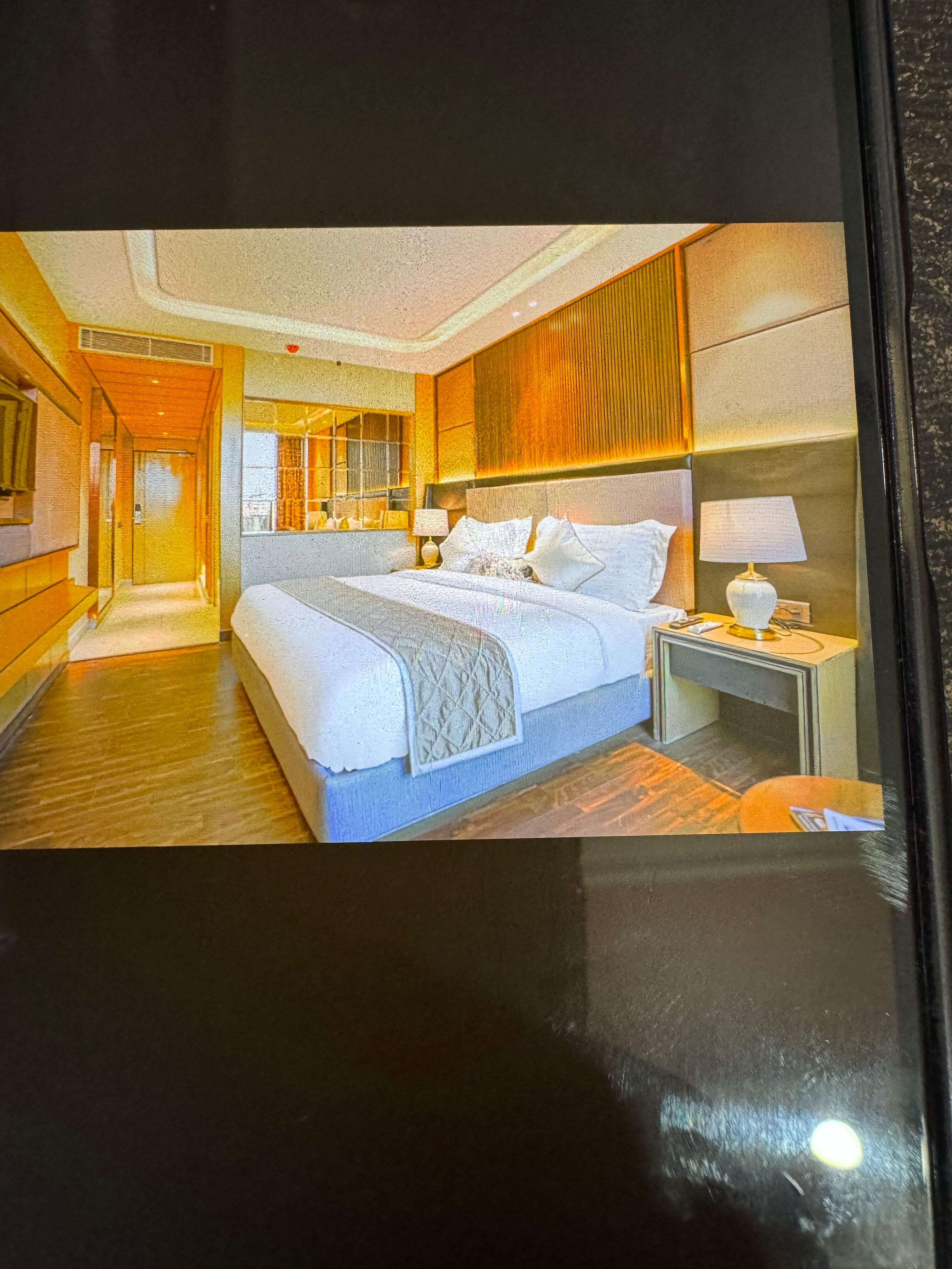 Hotel Levelup Signature 𝗕𝗢𝗢𝗞 Amritsar Hotel 𝘄𝗶𝘁𝗵 𝗙𝗥𝗘𝗘 𝗖𝗮𝗻𝗰𝗲𝗹𝗹𝗮𝘁𝗶𝗼𝗻