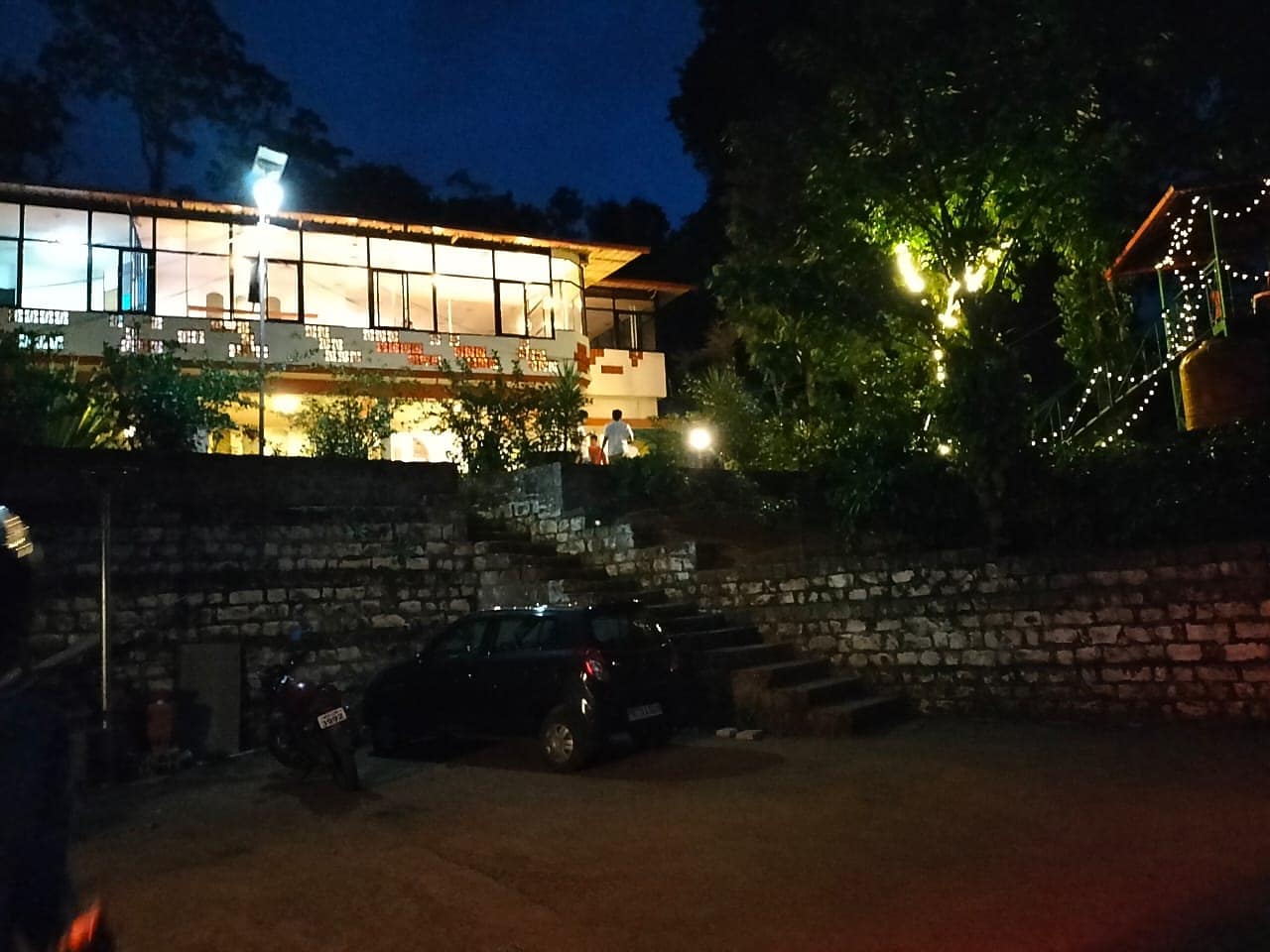 Zostel Coorg (Madikeri) 𝗕𝗢𝗢𝗞 Coorg Hostel 𝘄𝗶𝘁𝗵 ₹𝟬 𝗣𝗔𝗬𝗠𝗘𝗡𝗧