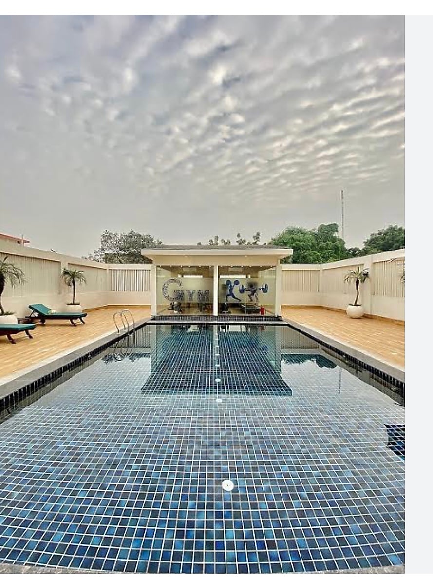 Lemon Tree Hotel Lucknow 𝗕𝗢𝗢𝗞 Lucknow Hotel 𝘄𝗶𝘁𝗵 𝗙𝗥𝗘𝗘 𝗖𝗮𝗻𝗰𝗲𝗹𝗹𝗮𝘁𝗶𝗼𝗻