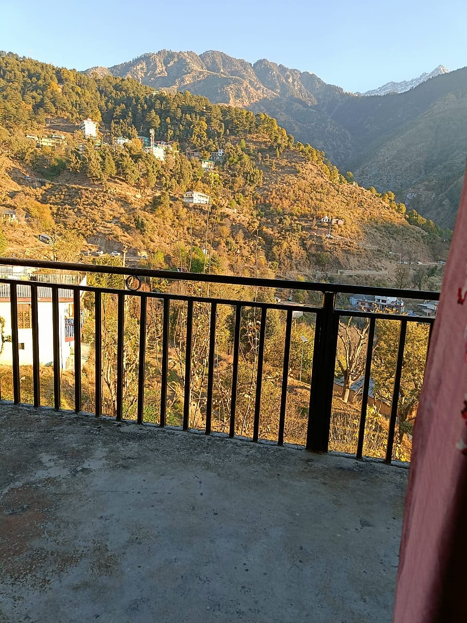 River View Homestay 𝗕𝗢𝗢𝗞 Dharamshala Homestay 𝘄𝗶𝘁𝗵 ₹𝟬 𝗣𝗔𝗬𝗠𝗘𝗡𝗧