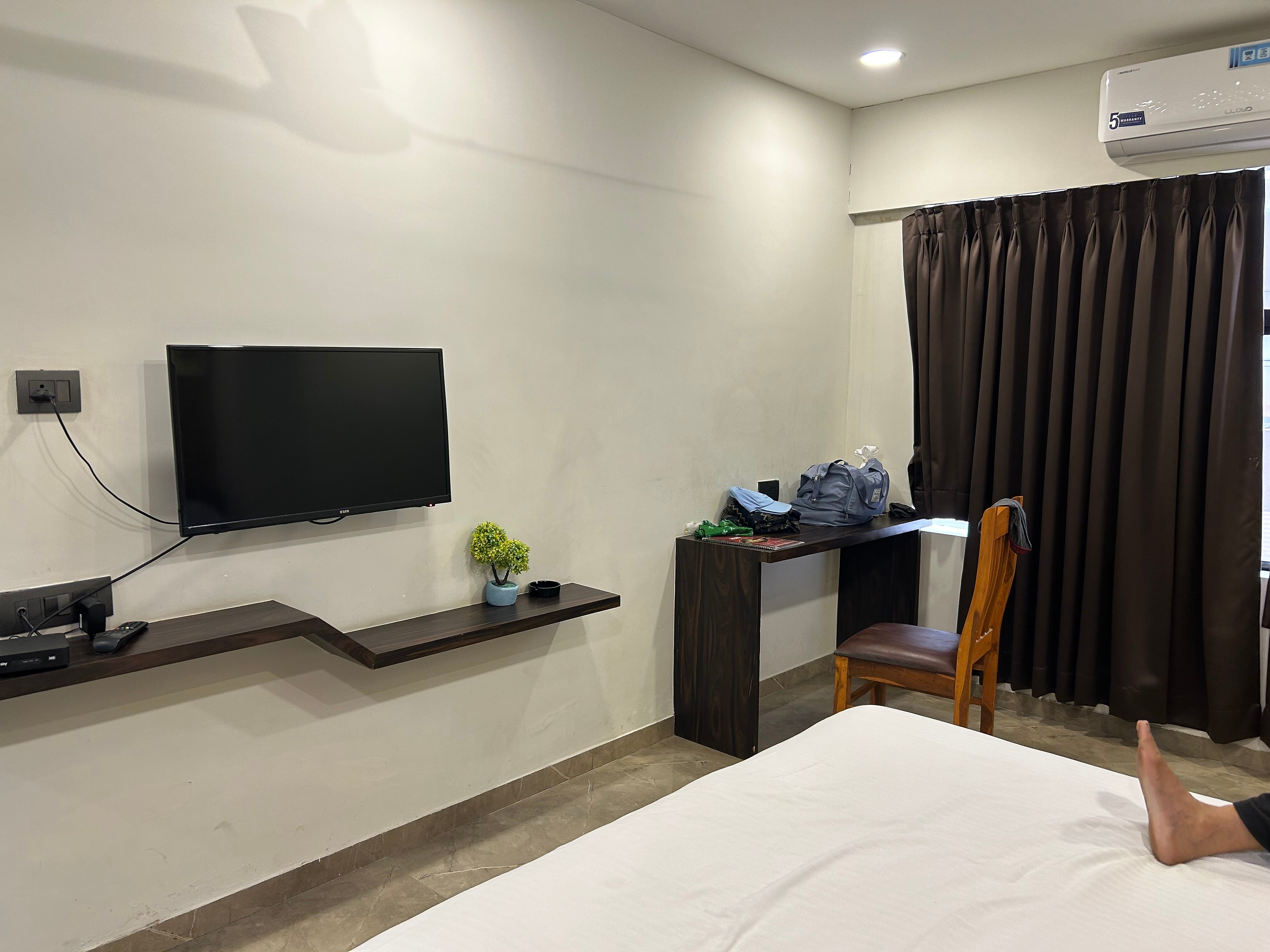 The Grand Unity 𝗕𝗢𝗢𝗞 Rajpipla Hotel 𝘄𝗶𝘁𝗵 𝗙𝗥𝗘𝗘 𝗖𝗮𝗻𝗰𝗲𝗹𝗹𝗮𝘁𝗶𝗼𝗻