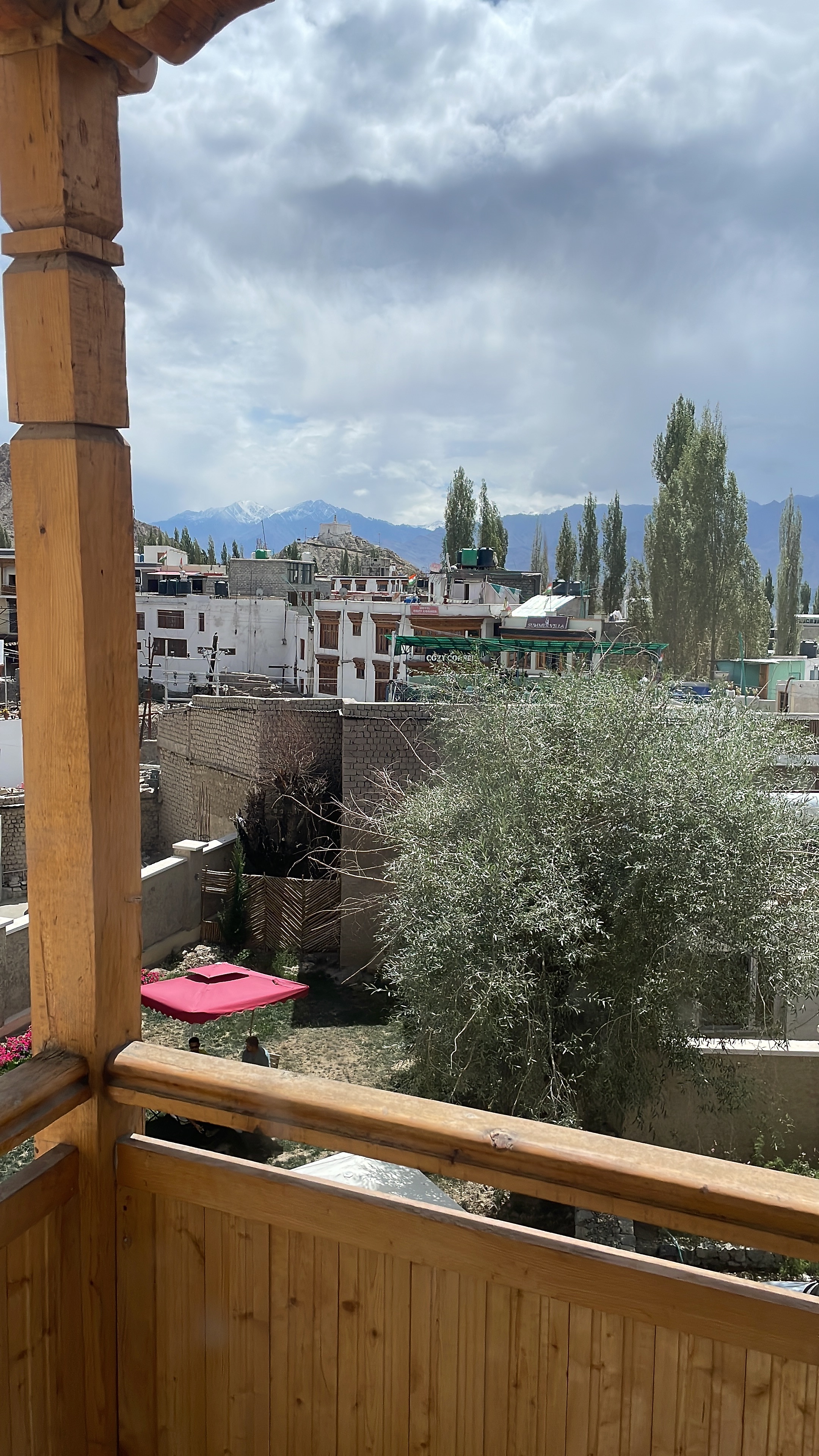 Hotel Amanthi Ladakh 𝗕𝗢𝗢𝗞 Leh Hotel 𝘄𝗶𝘁𝗵 𝗙𝗥𝗘𝗘 𝗖𝗮𝗻𝗰𝗲𝗹𝗹𝗮𝘁𝗶𝗼𝗻